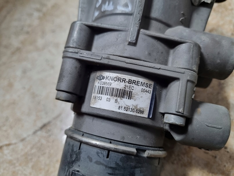 VALVE MAIN BRAKES man tgx euro 6 81521306298 S27825378548 (READ ...