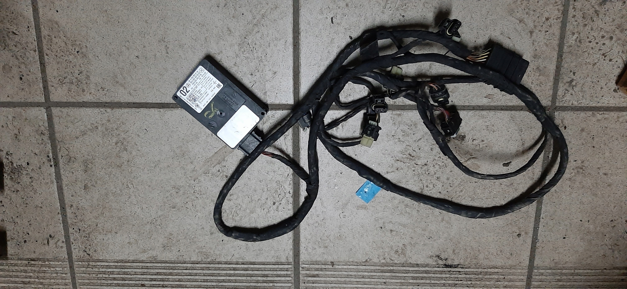 MERCEDES WIĄZKA RADAR SENSOR DISTRONIC 0009058104 0009028824 za 149 zł ...