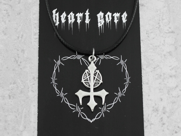 Heart Gore wisiorek odwrócony krzyż pentagram goth grunge aesthetic ...