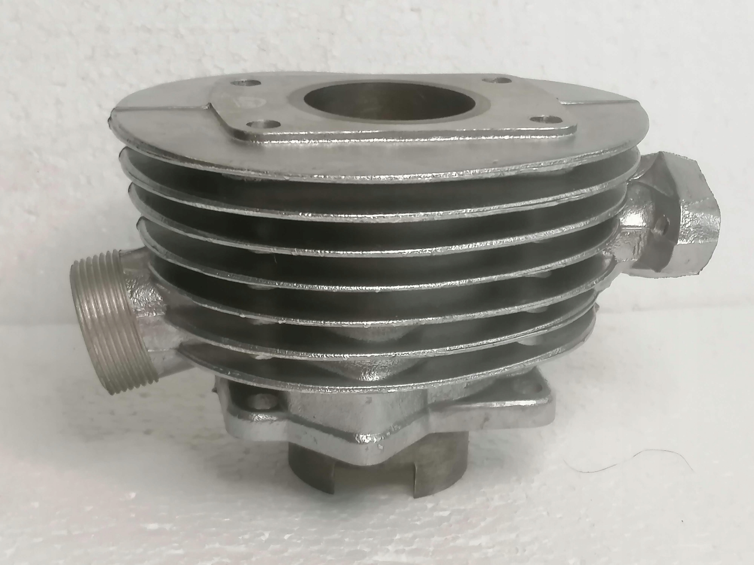 Cylinder silnik Romet Komar Motorynka M3 123XDD51 za z Zgierz - Allegro.pl - (15330049733)