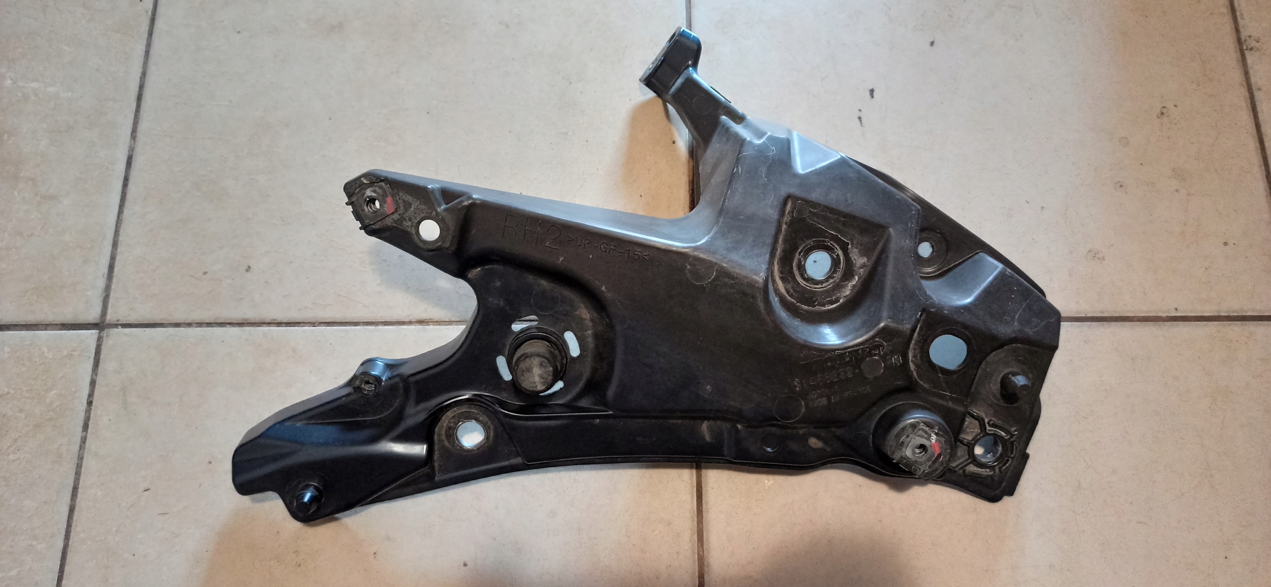 WSPORNIK MOCOWANIE BŁOTNIKA PRAWY PRZÓD VOLVO S60 V60 CC 2019- OE ...