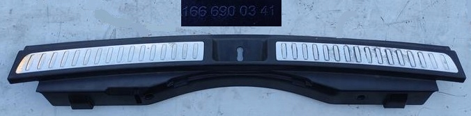 LISTWA OSŁONA BAGAŻNIKA MERCEDES GL 166 1666900341 1666900341 za 249 zł ...
