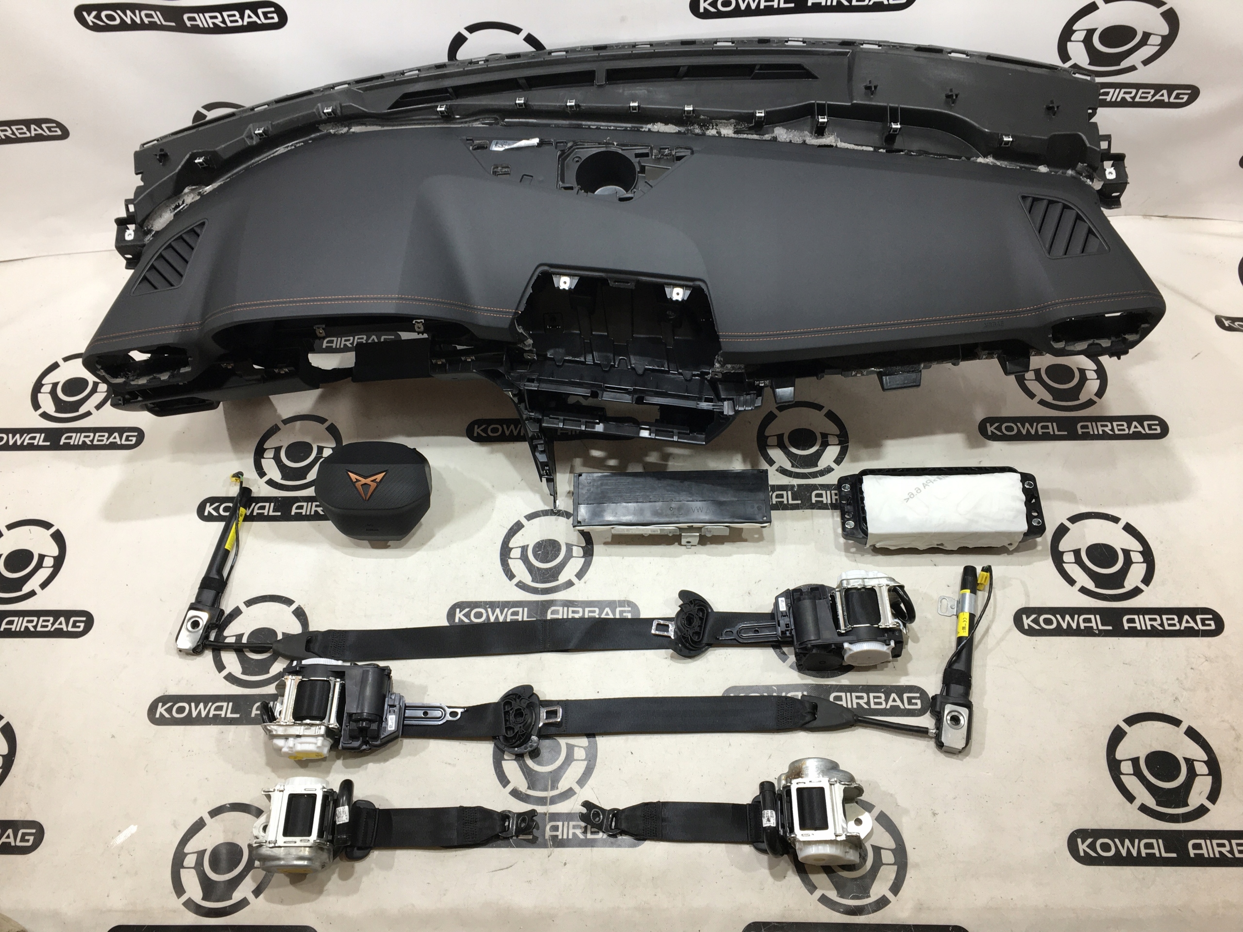 SEAT CUPRA FORMENTOR 5FG DESKA KONSOLA AIRBAG PASY za 2800.00PLN z ...