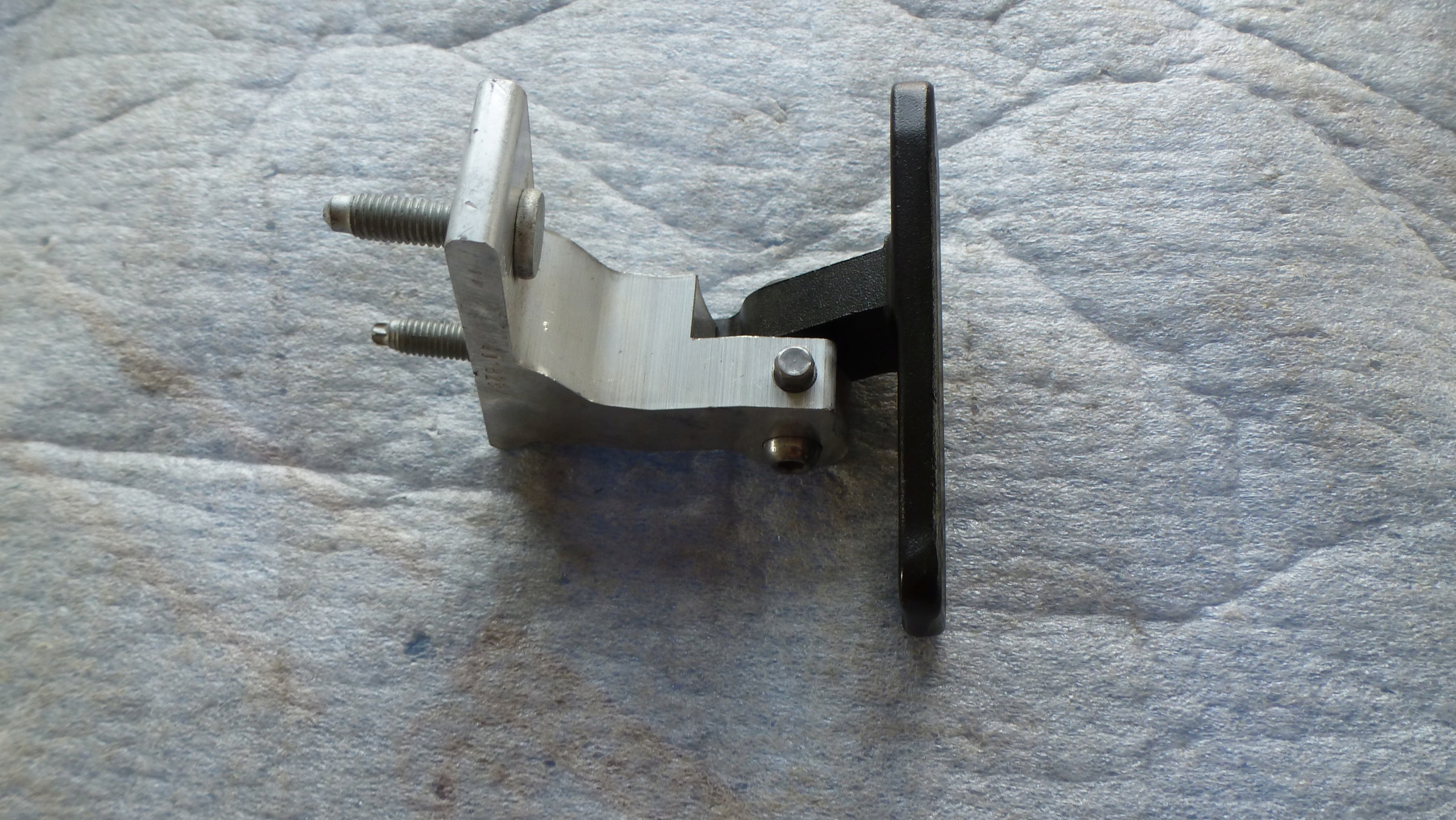 MERCEDES W205 ZAWIAS DRZWI PRZÓD PRAWY A2057207811 A2057207811 za 300 ...