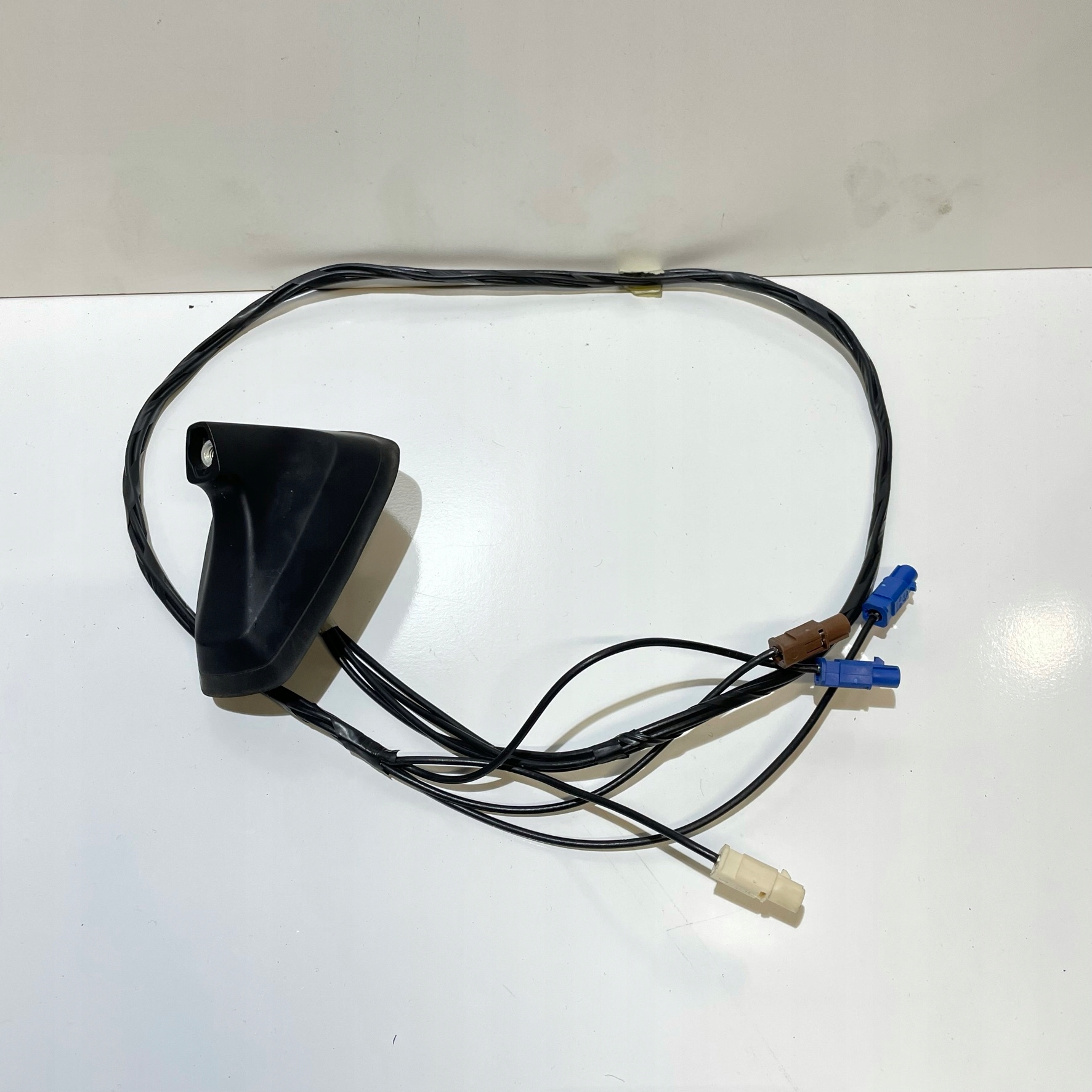 RENAULT CAPTUR II CLIO V ANTENA DACHOWA NAWIGACJA RADIO GPS 282169737R ...