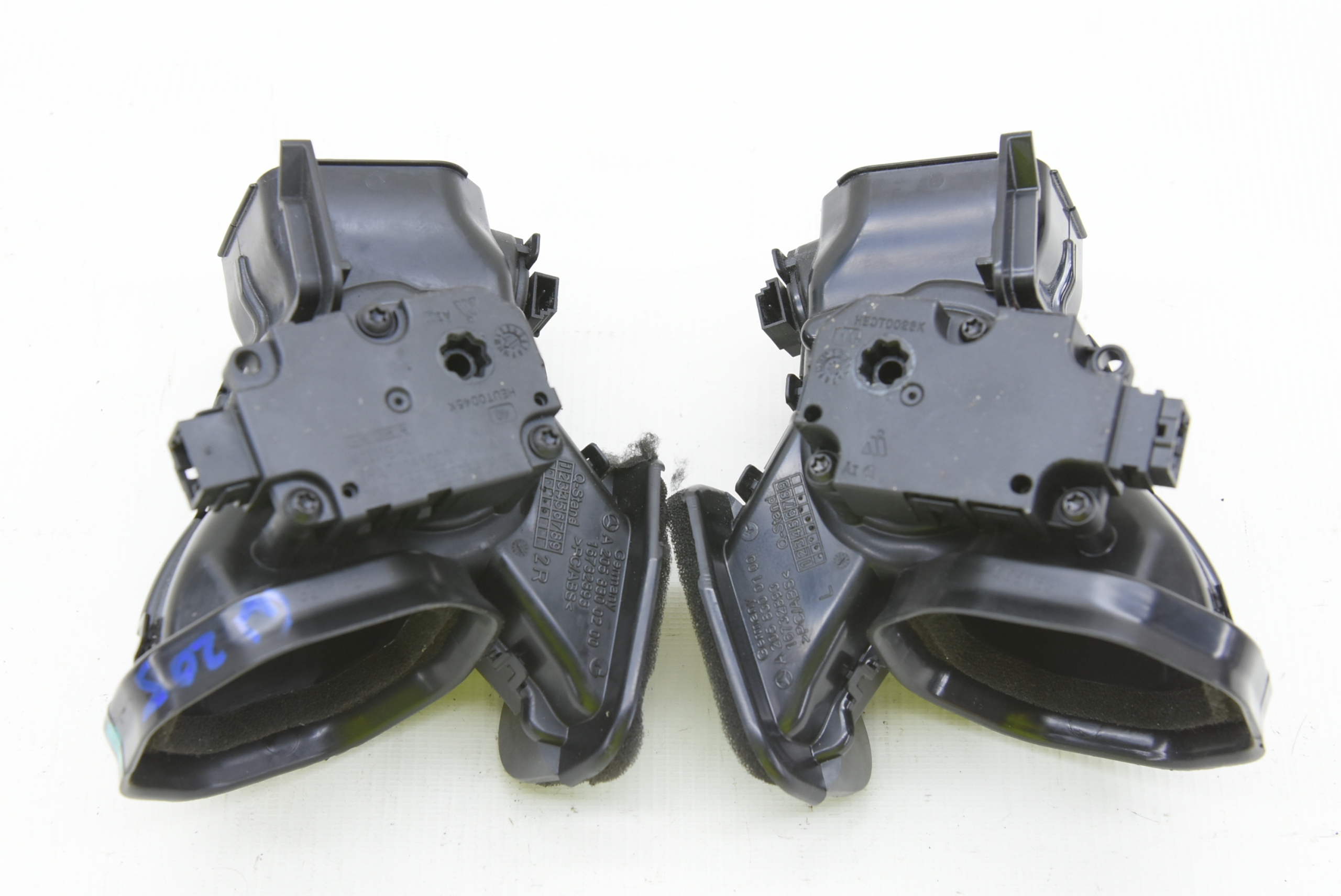 Mercedes W205 KANAŁ NAWIEWU SILNICZEK LEWY PRAWY A2058300100 ...