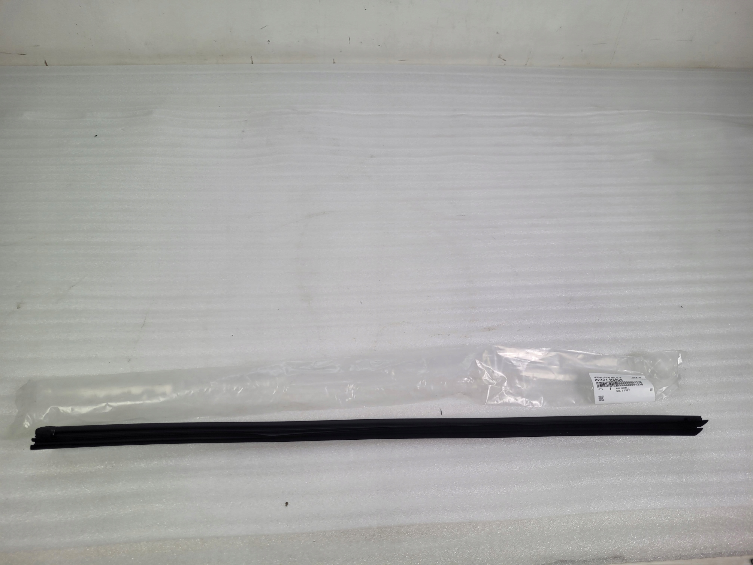 KIA RIO IV USZCZELKA DRZWI LEWA PRZÓD 82231-H8000 82231-H8000 za 100 zł ...