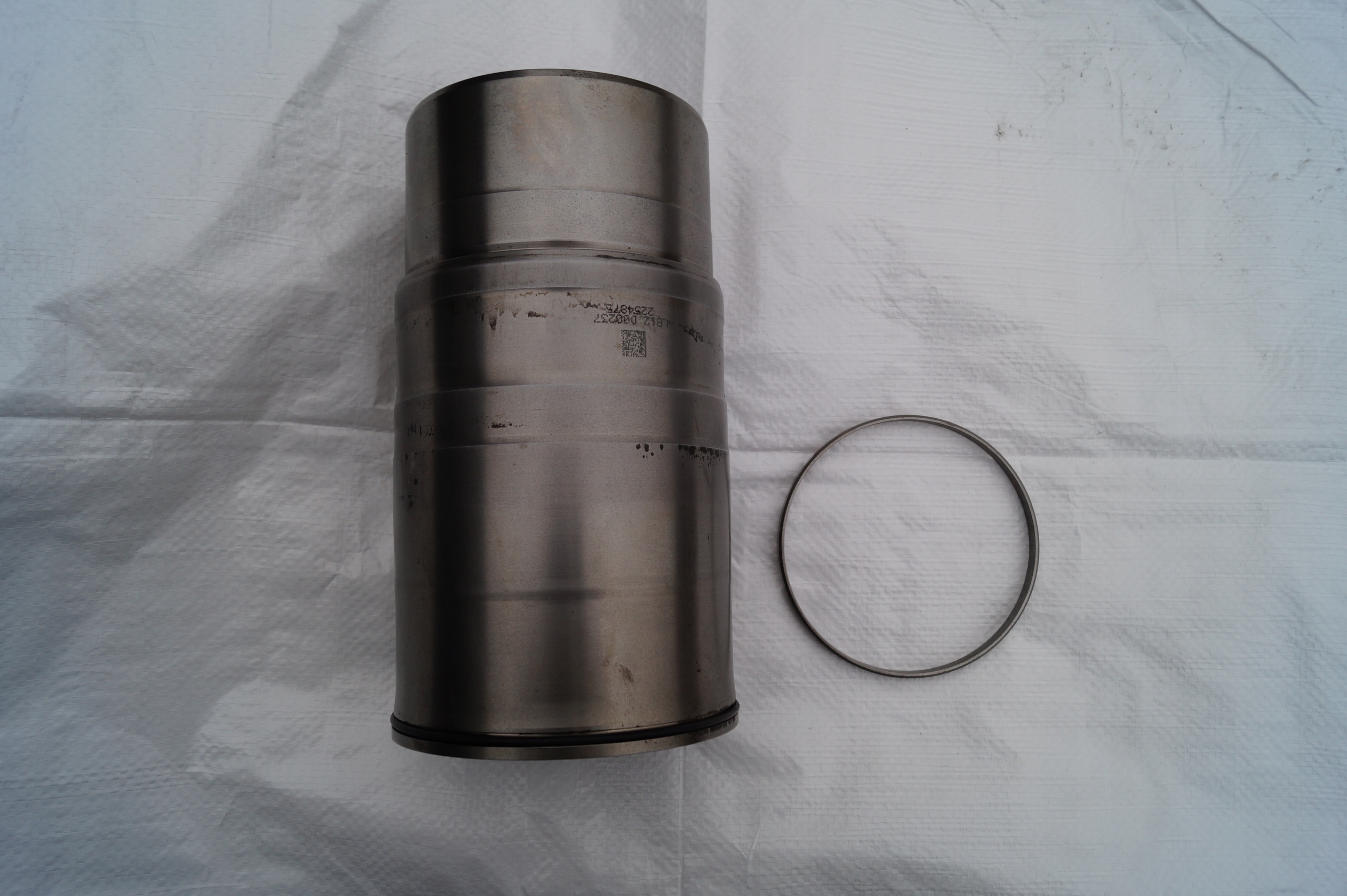 ГІЛЬЗА ЦИЛІНДРА СТАКАН SCANIA LB13 2254875 купити на Avtoex з Польщі в ...