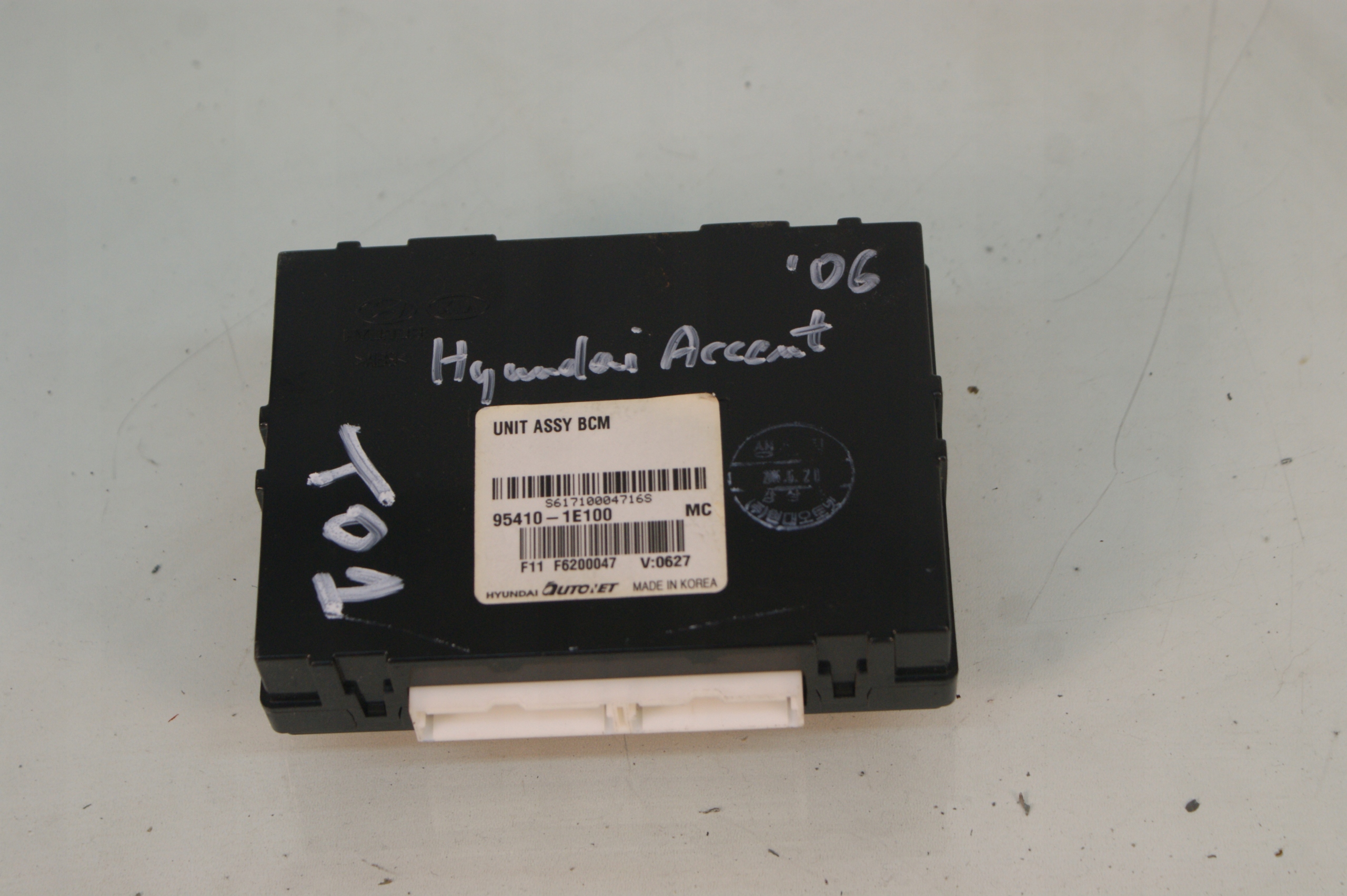 MODUŁ UNIT ASSY BCM HYUNDAI ACCENT 95410-1E100 5905232027809 za 70 ...