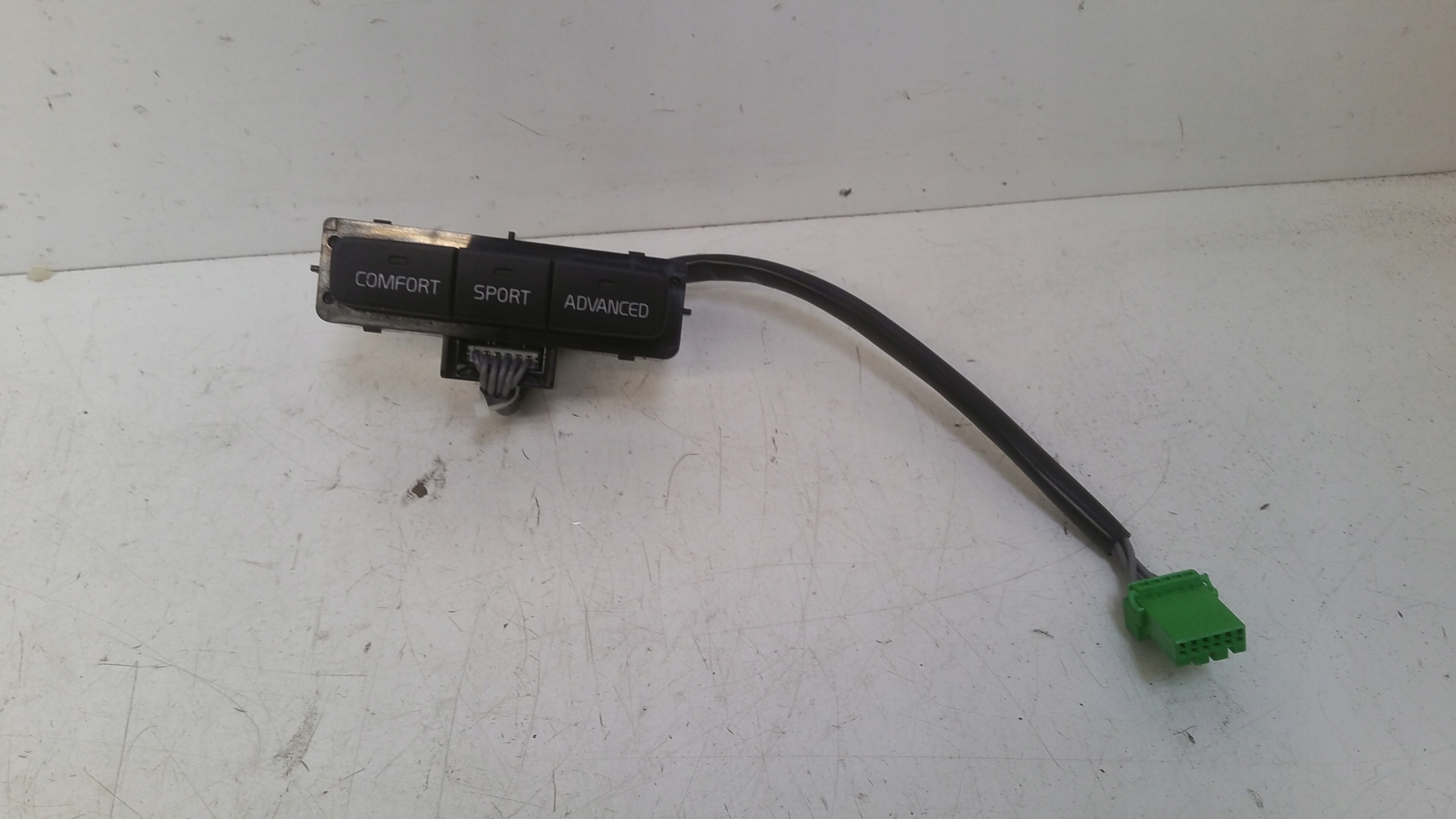 Panel przełączników Volvo OE 30724234 • Cena, Opinie - Allegro