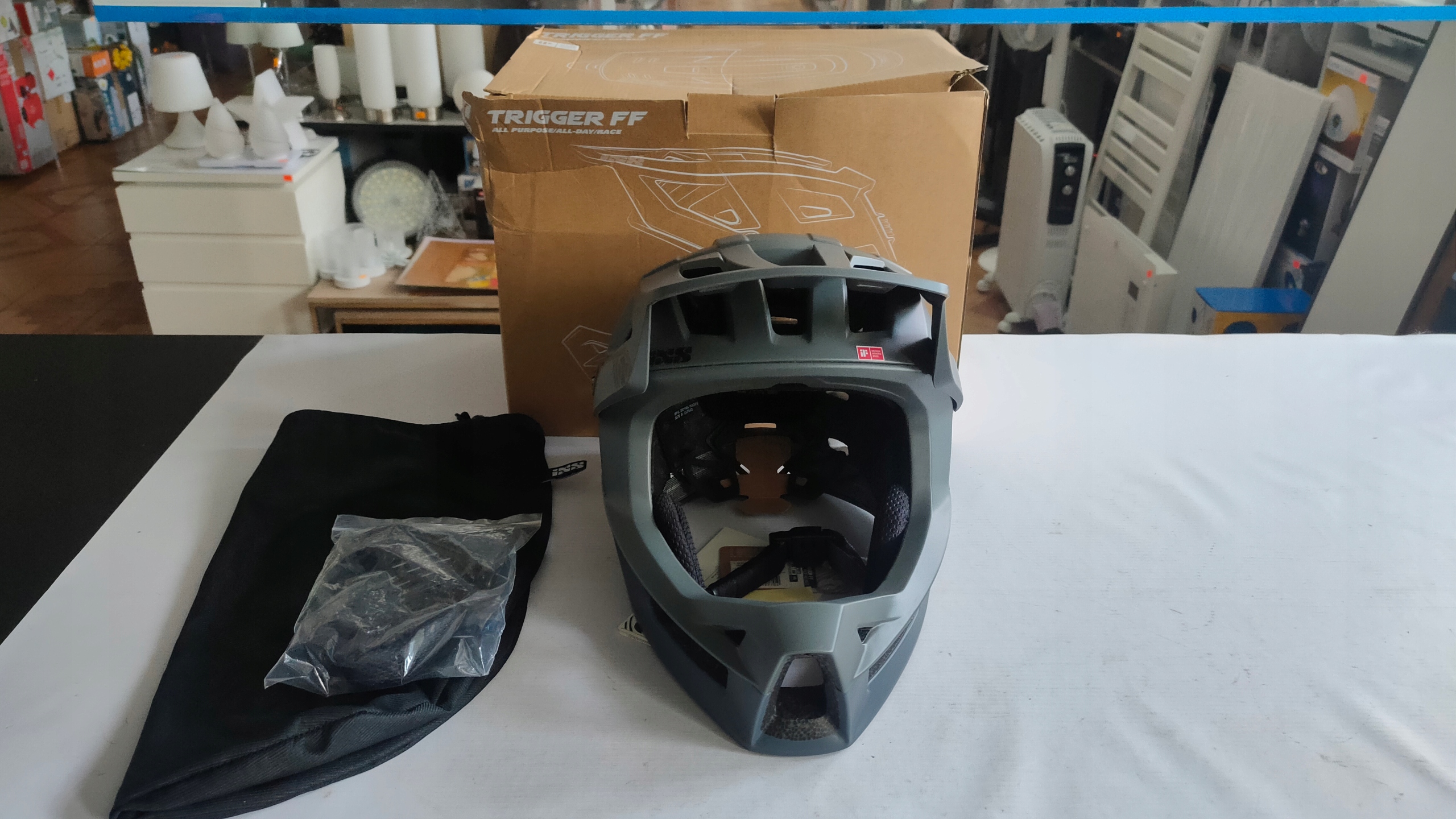Kask rowerowy IXS Trigger FF r. M/L (2148) - 470-510-9010-130-ML ... Kask rowerowy IXS Trigger FF r. M/L (2148) - 470-510-9010-130-ML ...