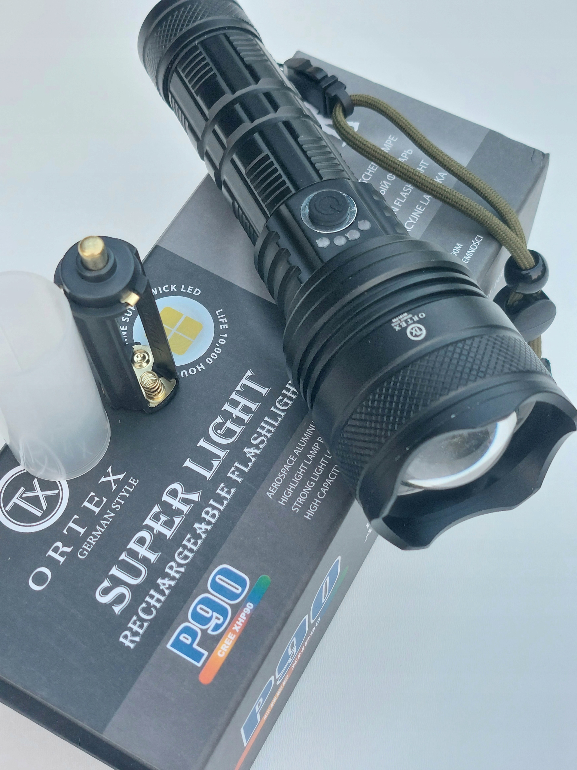 LATARKA TAKTYCZNA BARDZO MOCNA LED XHP90 POLICYJNA - 6953168859192 ...