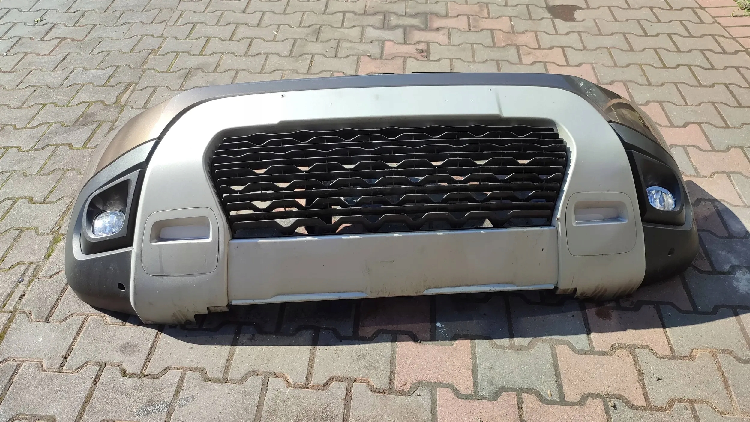 Dacia Duster II 2017 Zderzak Przód za 2200.00PLN z Pleszew - Allegro - (17356878826)