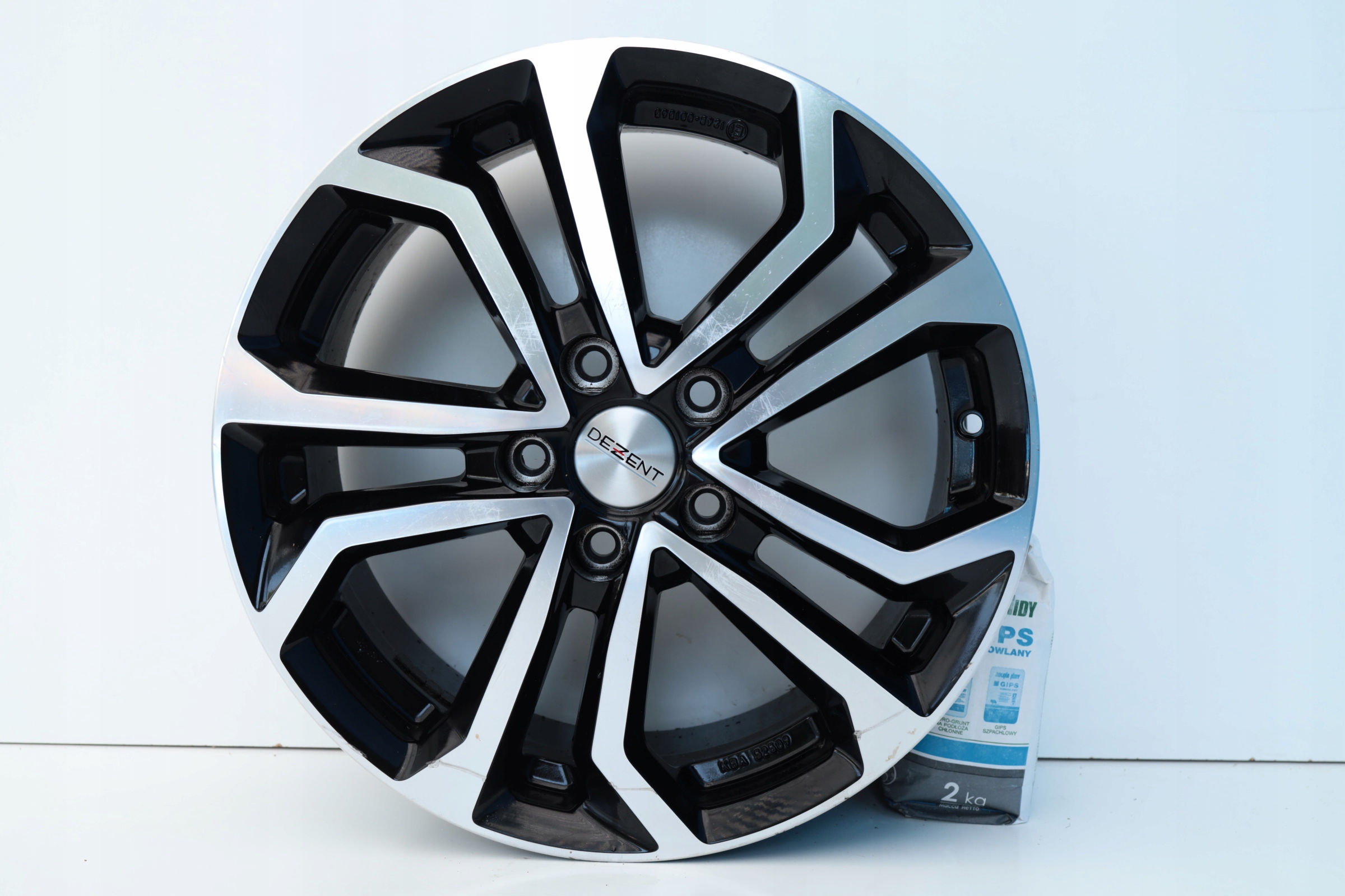 Felga aluminiowa Dezent 7.0" x 17" 5x112 ET 45 za 350.00PLN z Góra ...