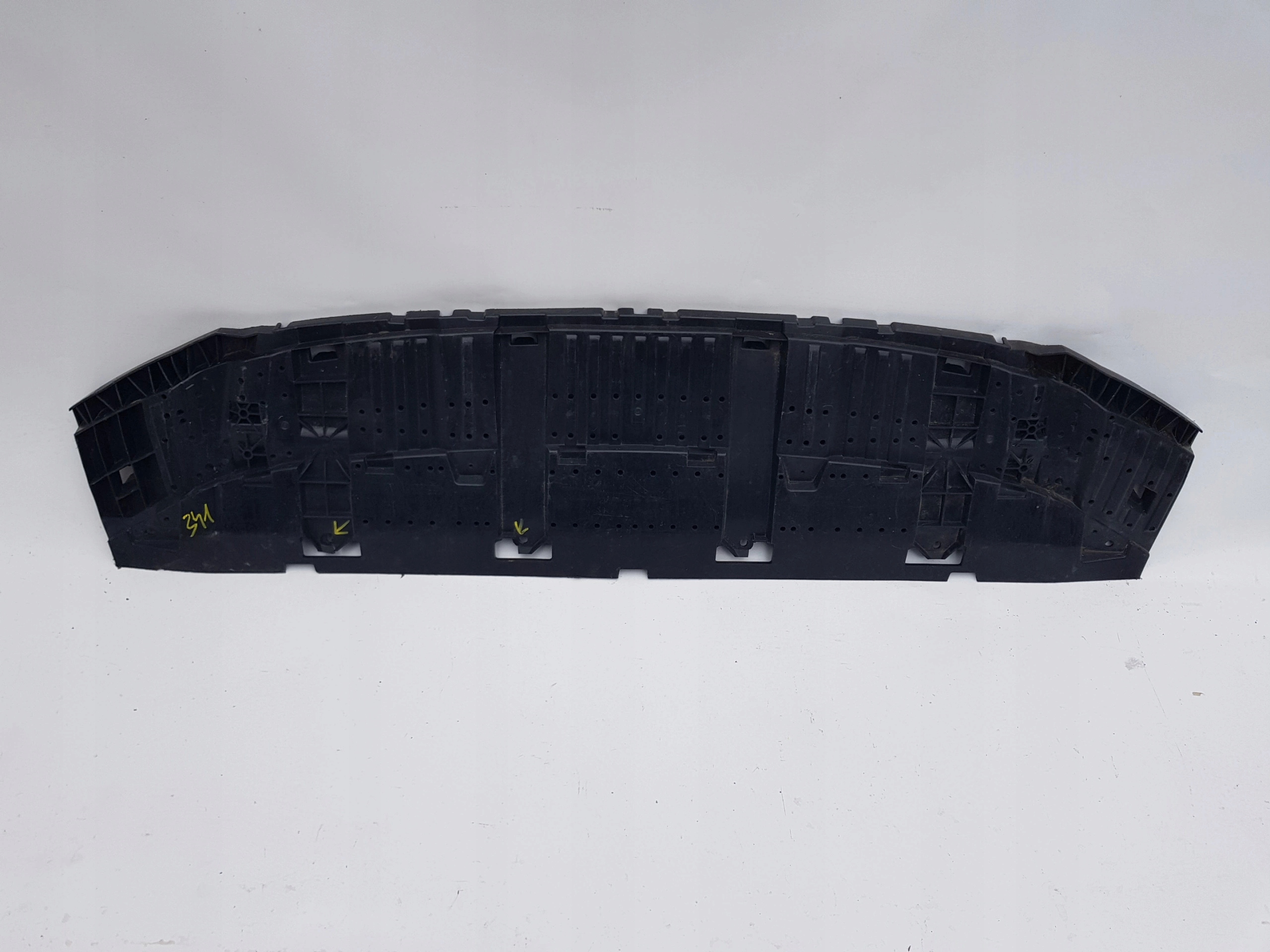 AUDI Q3 LIFT OSŁONA POD ZDERZAK 8U0807233E 8U0807233E za 170 zł z Nowa ...