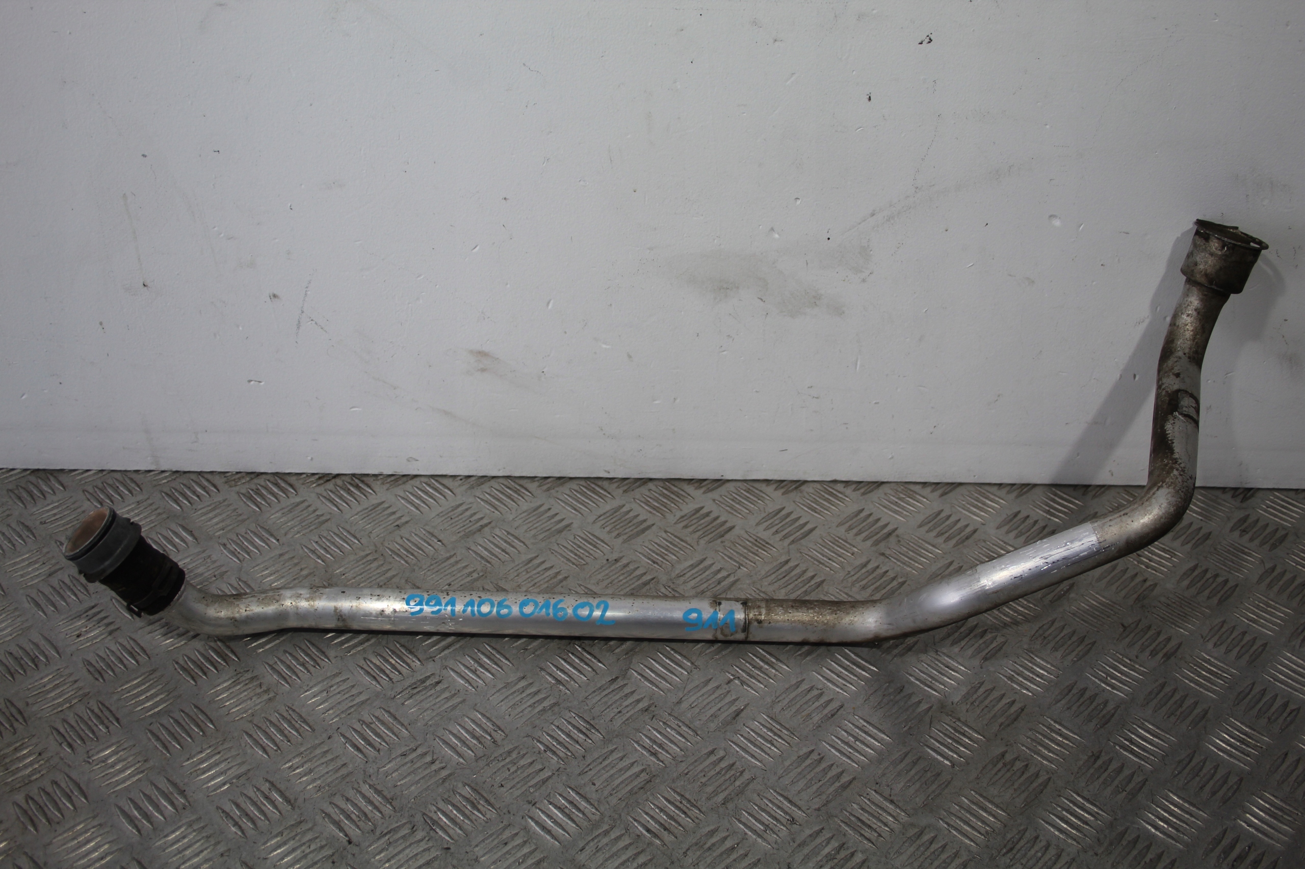 Porsche OE 99110601602 przewód rura wody - porównaj ceny - Allegro.pl