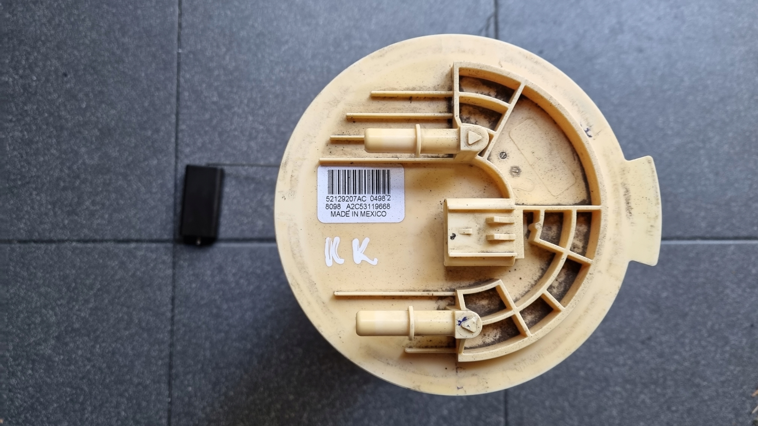 POMPA POMPKA PALIWA JEEP CHEROKEE KK 2.8 CRD 52129207AC 52129207AC za ...