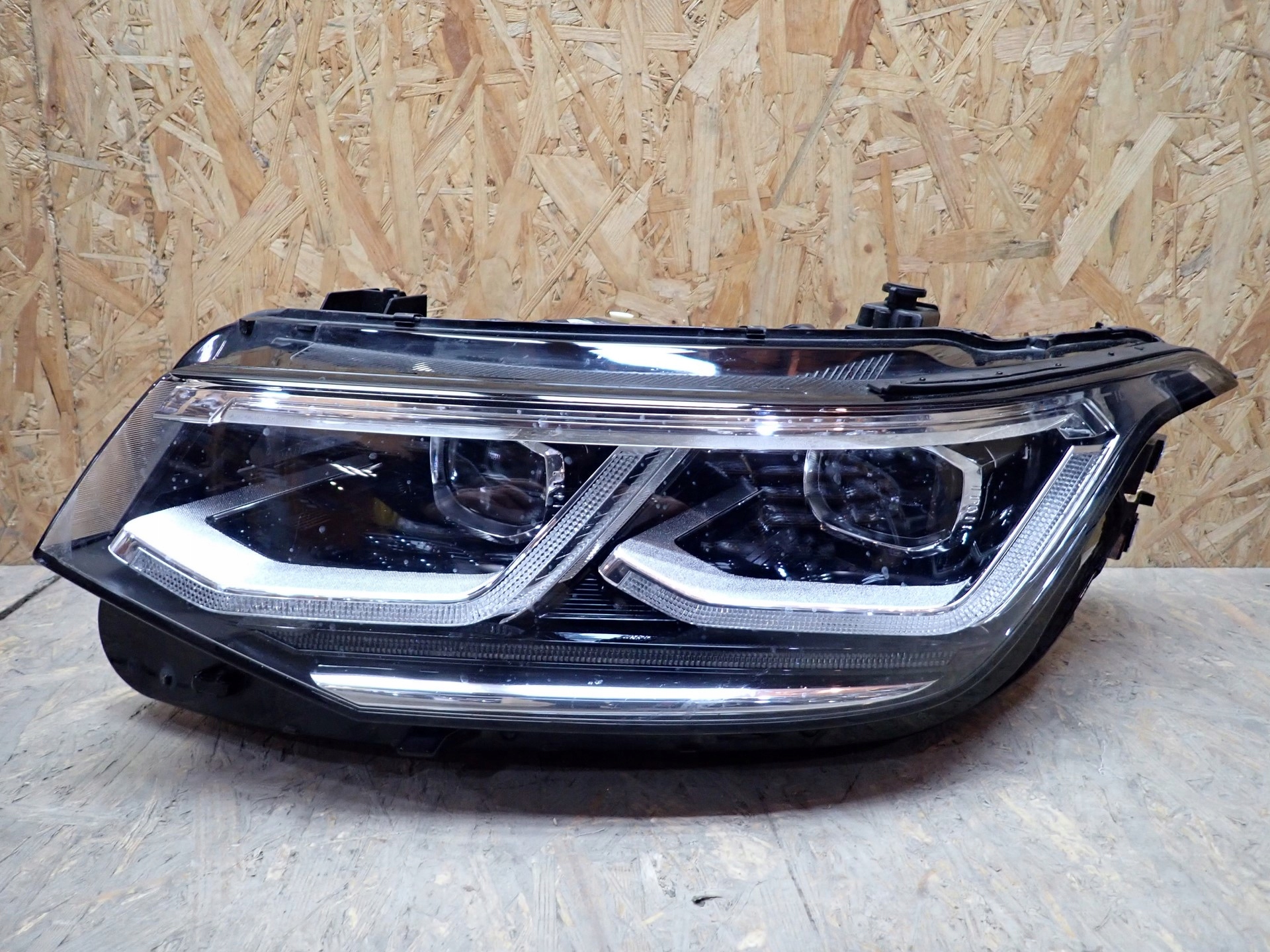 LAMPA LEWA FULL LED SKRĘTNY MATRIX BEAM VW TIGUAN 2 II 5NN ALLSPACE LIFT za 1000.00PLN z ...