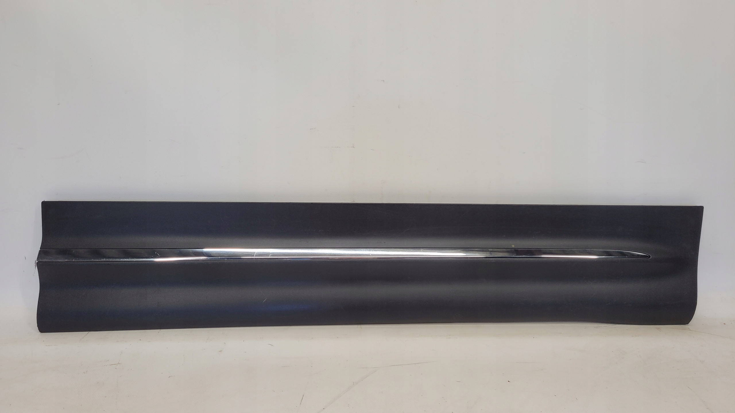 MERCEDES GLB A247 LISTWA DRZWI PRAWA PRZOD ORYG. A2477370800 za 199 zł ...