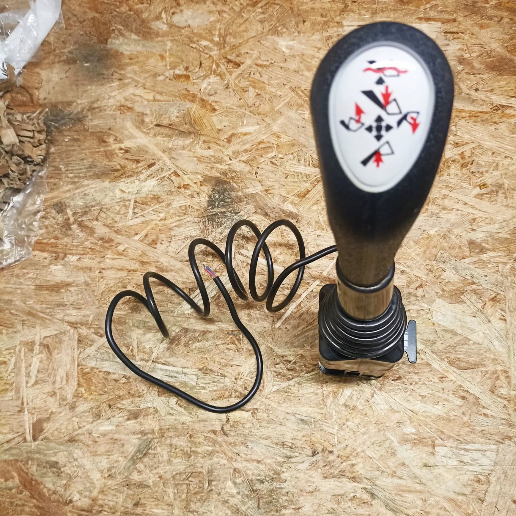 JOYSTIK DŻOJSTIK JOYSTICK Z PRZYCISKIEM DO TURA za 363.80PLN z Gołuchów ...