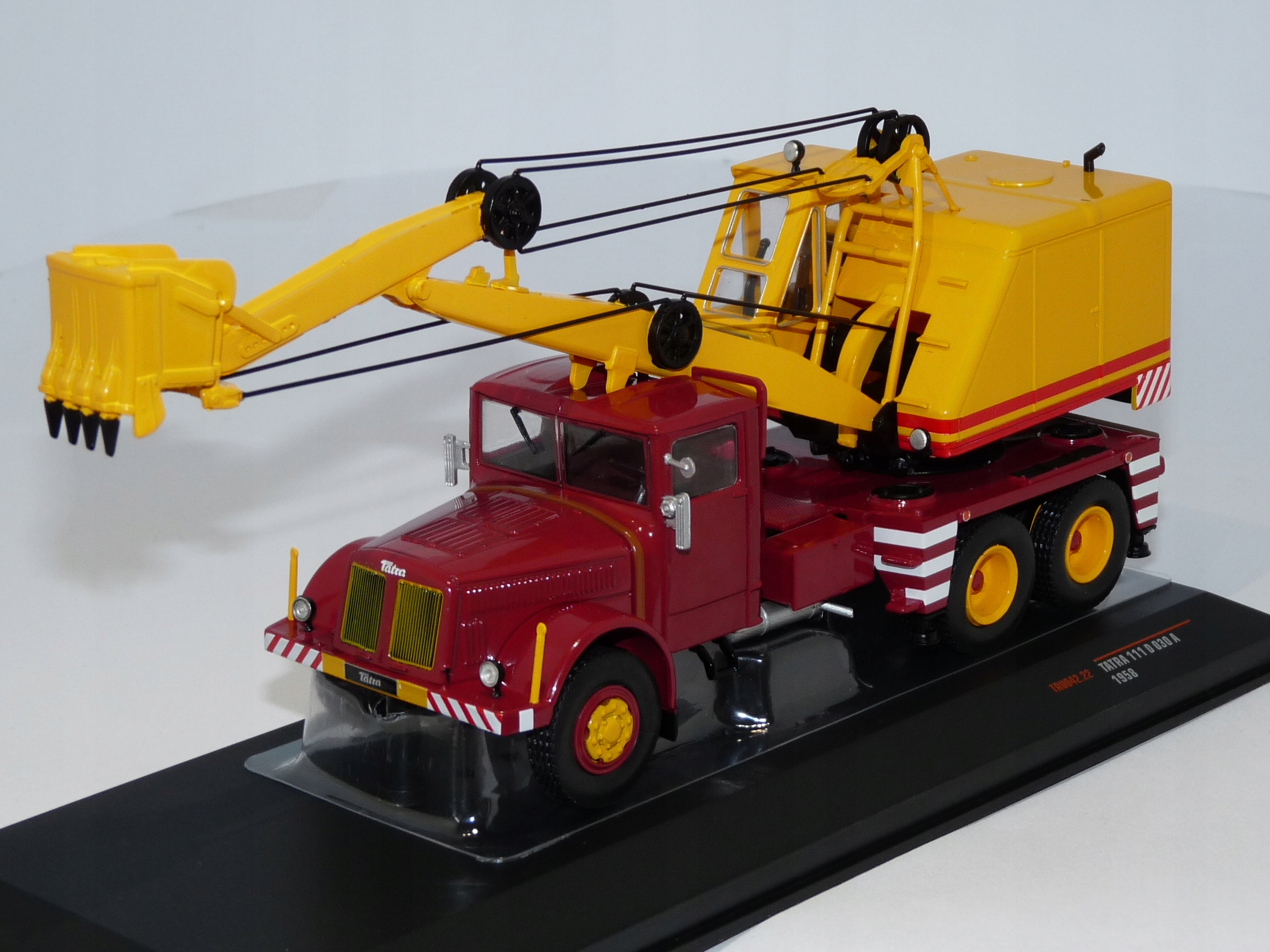 Tatra 111 D030 A (1958) 1:43 IXO TRU042 14361040218 - Allegro.pl