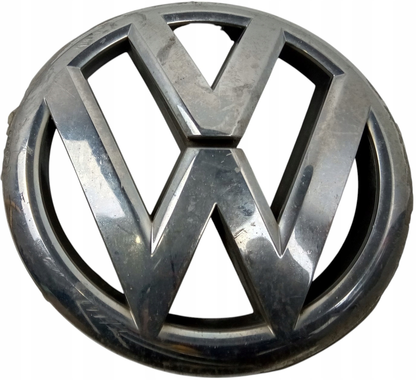 EMBLEMAT ZNACZEK LOGO PRZÓD VOLKSWAGEN GOLF VI 5K0853601F za 40.00PLN z ...