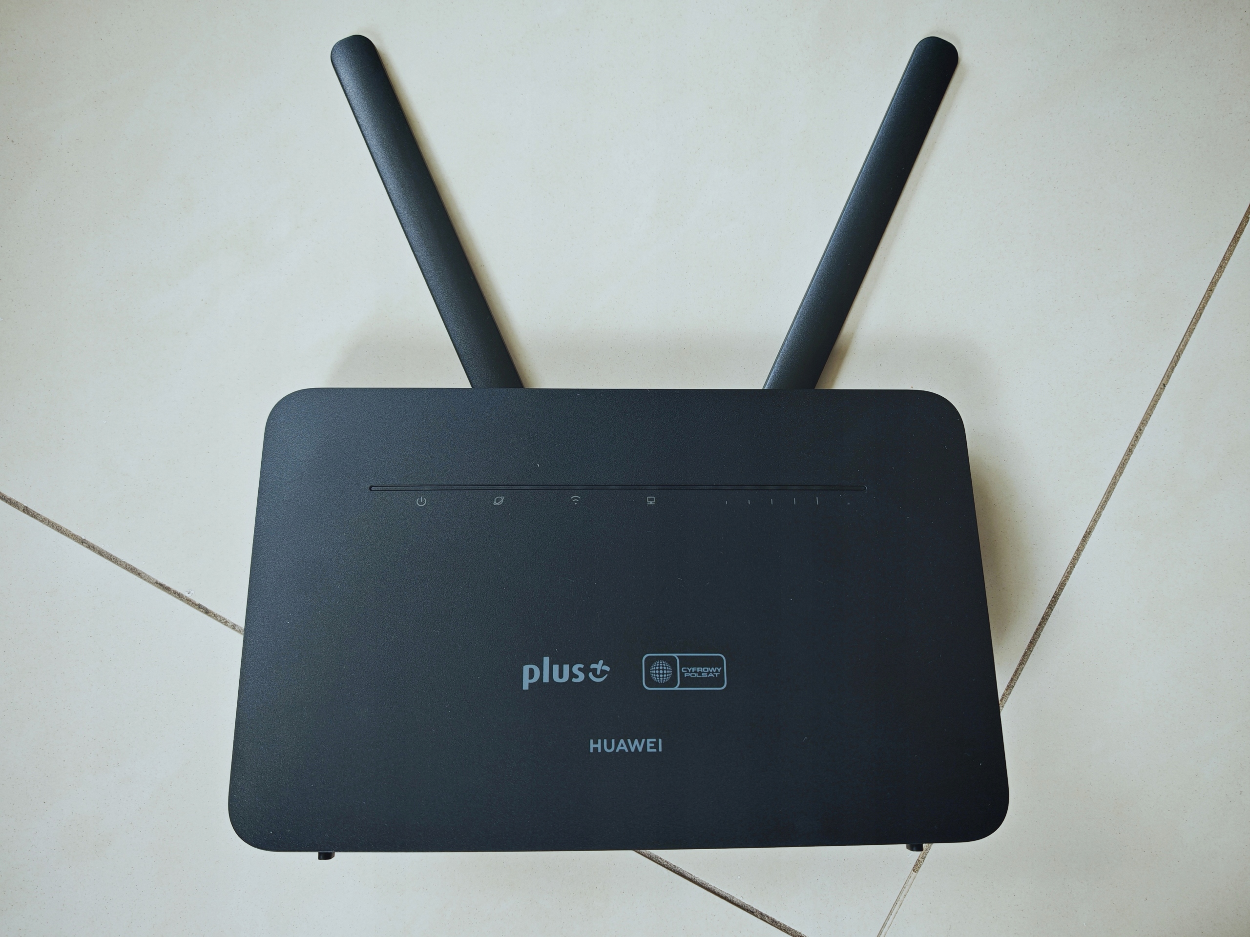 Router LTE Huawei 3 Pro na kartę SIM do internetu 4G z modemem wbudowanym - Sklep, Opinie, Cena ...