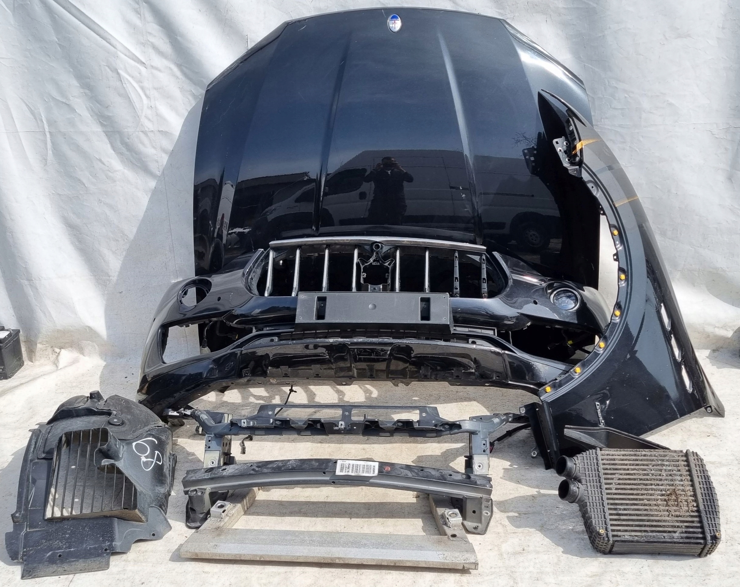 INTERCOOLER LEWY + WLOT MASERATI LEVANTE 16- za 800.00PLN z Łowyń ...