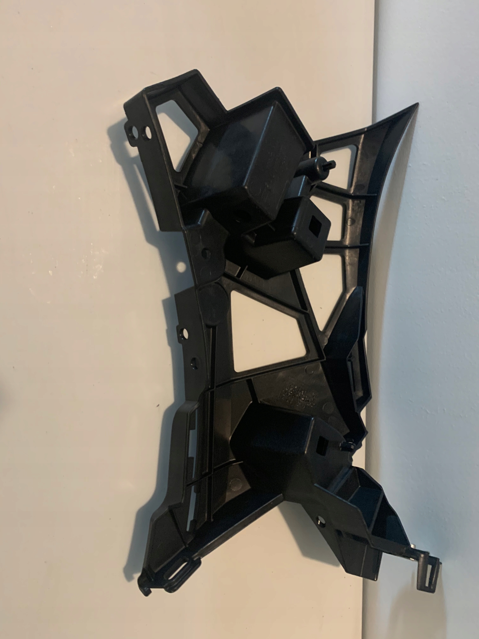 Mercedes-Benz OE A2926200200 ramka reflektora P za 325.00PLN z Mińsk ...