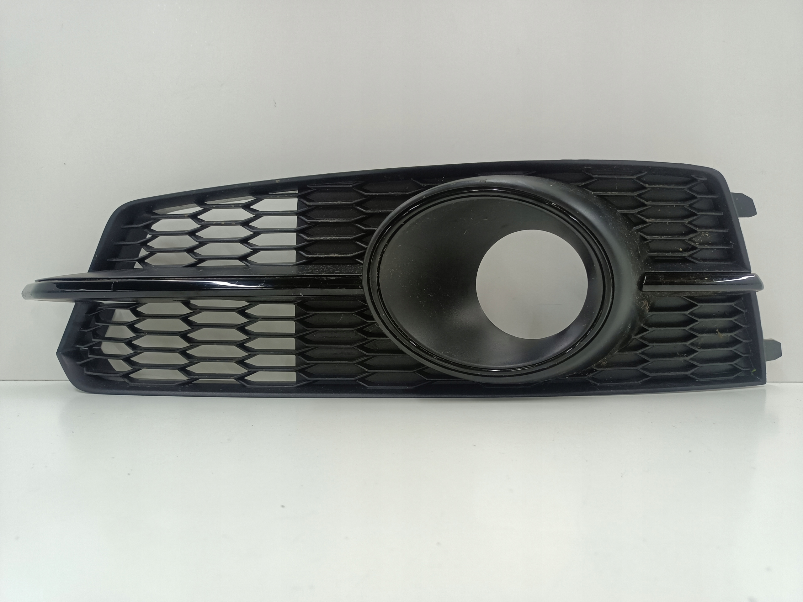 AUDI A6 C7 S-LINE KRATKA ZDERZAKA LEWA 4G0807681AG 4G0807681AG za 499 ...