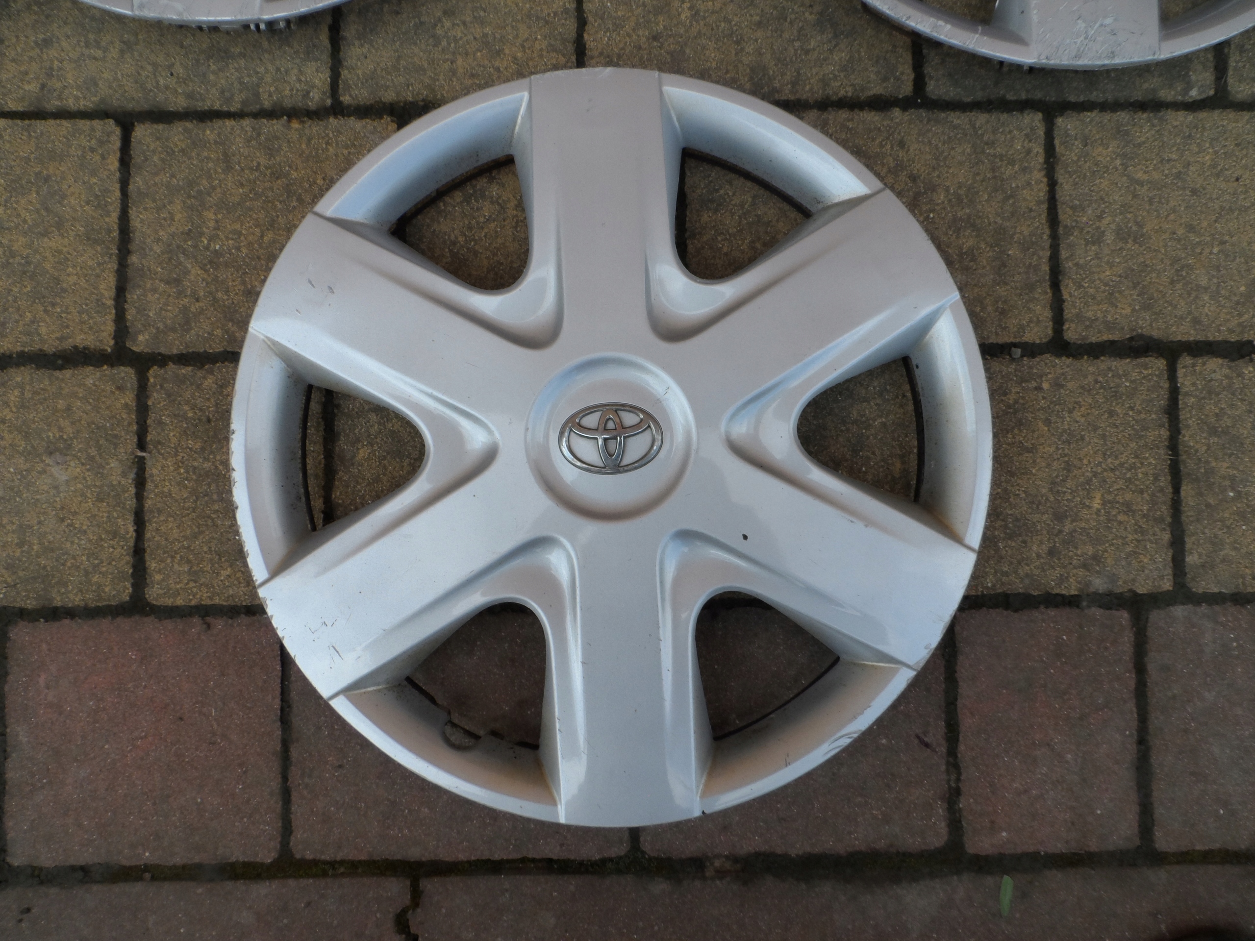 Kołpak Toyota 14 Yaris - Niska cena na Allegro.pl