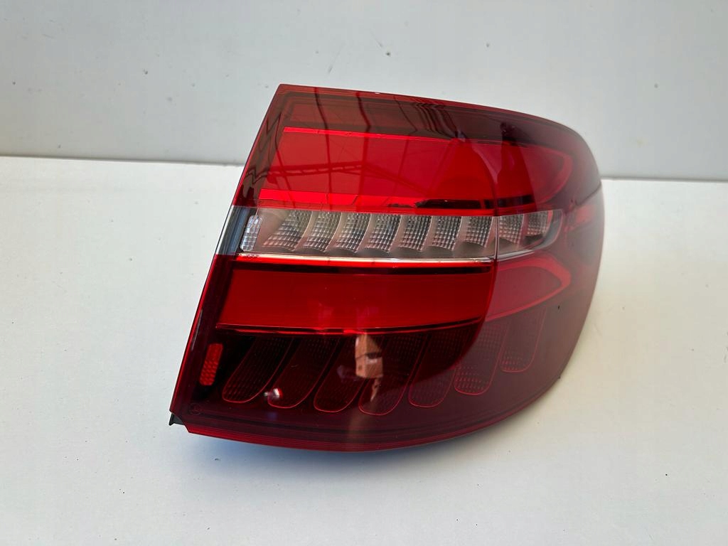 MERCEDES GLC 253 LAMPA PRAWY TYŁ 2539067400 za 599.00PLN z lubin ...