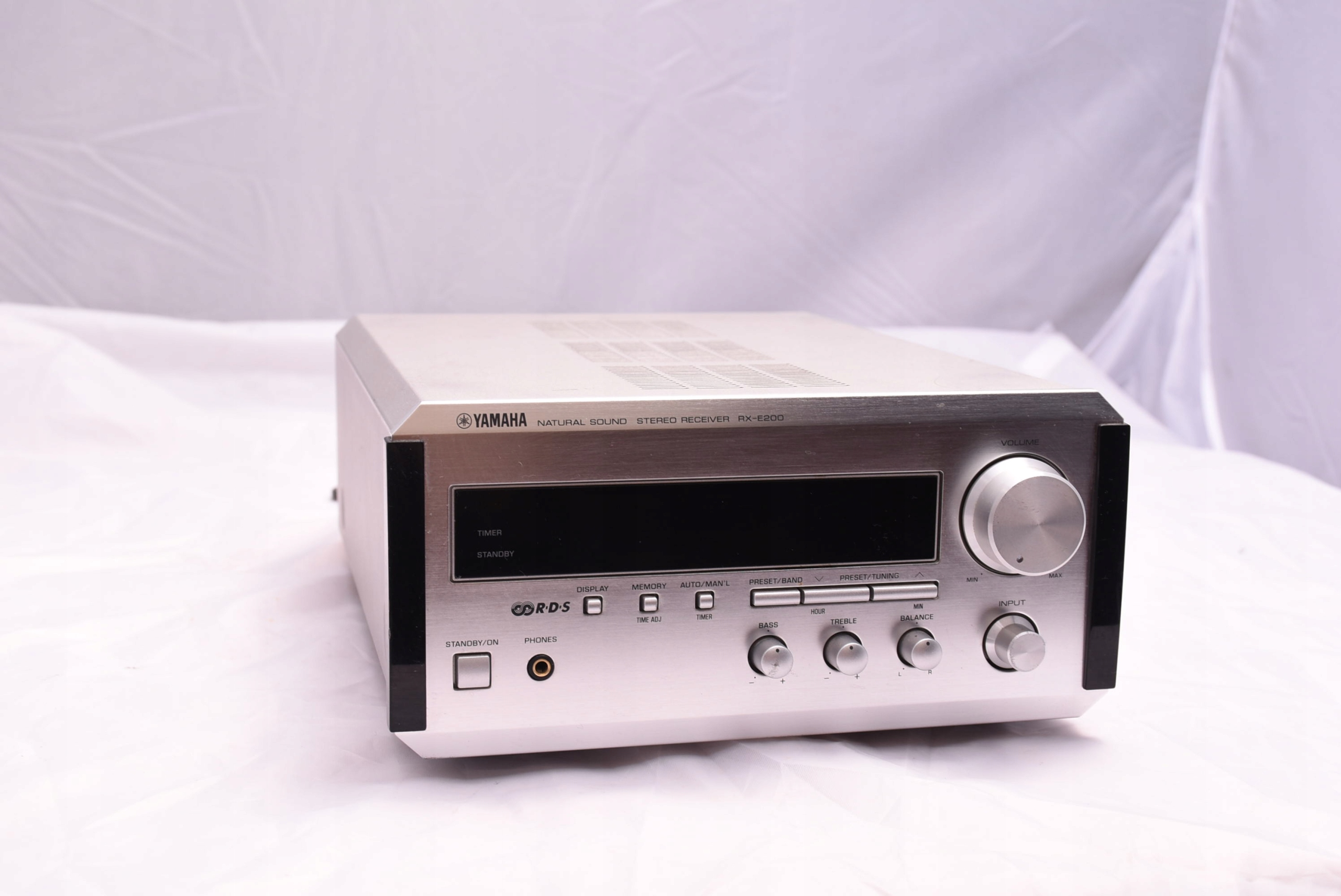 Amplituner Yamaha RX-E200 2.0 srebrny - Sklep, Opinie, Cena w Allegro