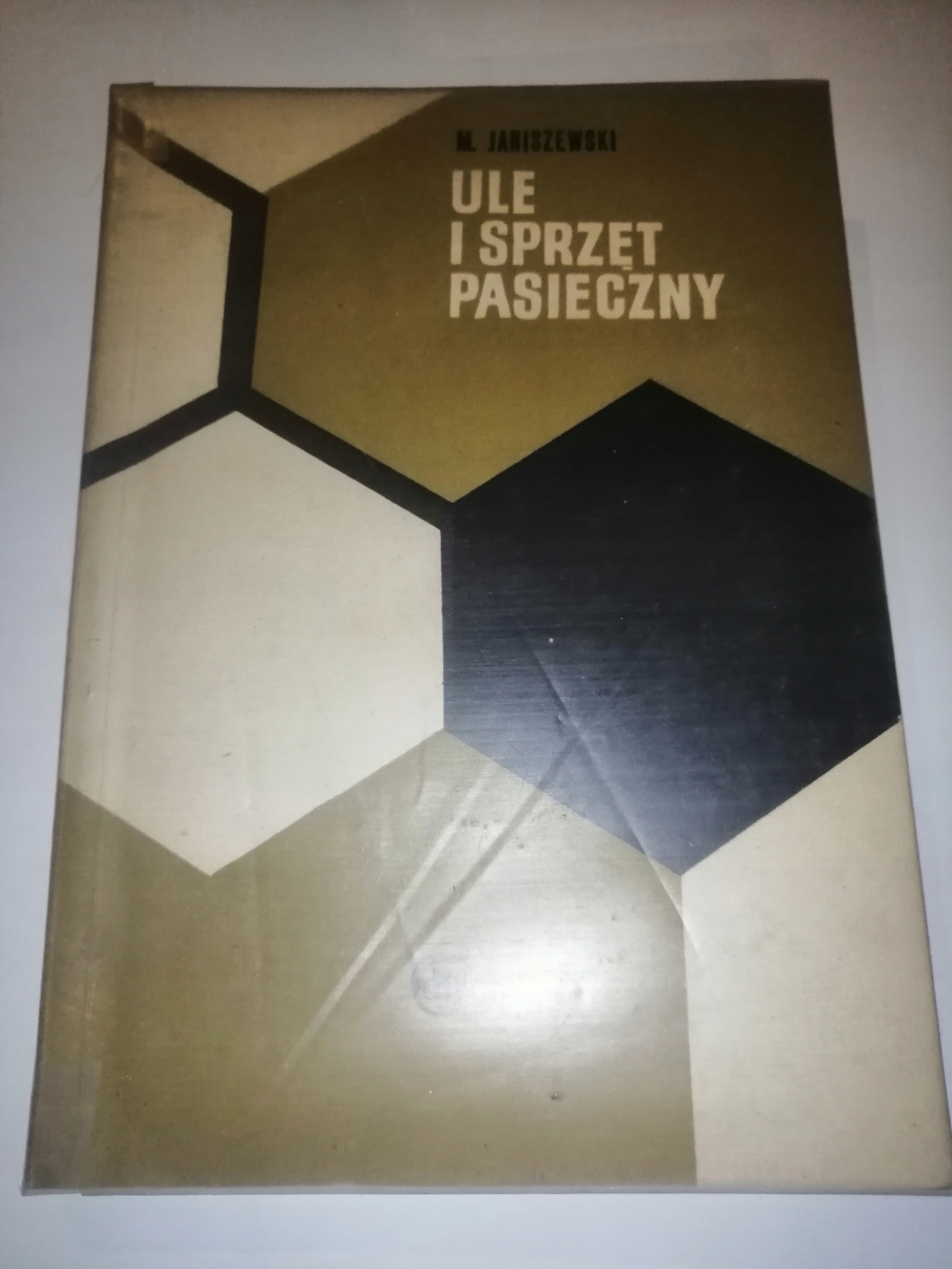 Ule i sprzęt pasieczny M. Janiszewski (14165687286) | Książka Allegro