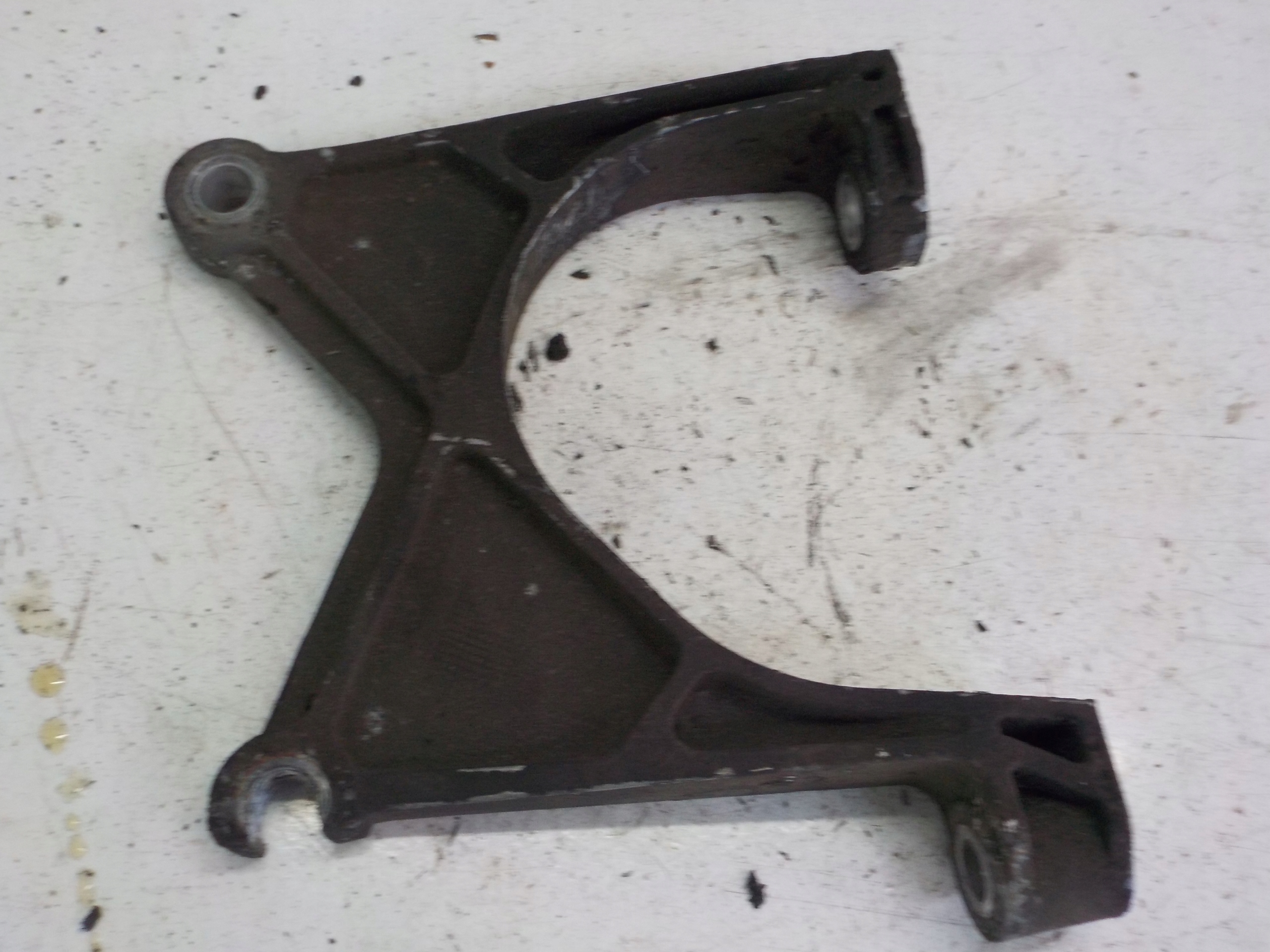 Scania OE 1545119 wspornik uchwyt obudowy filtra • Cena, Opinie - Allegro