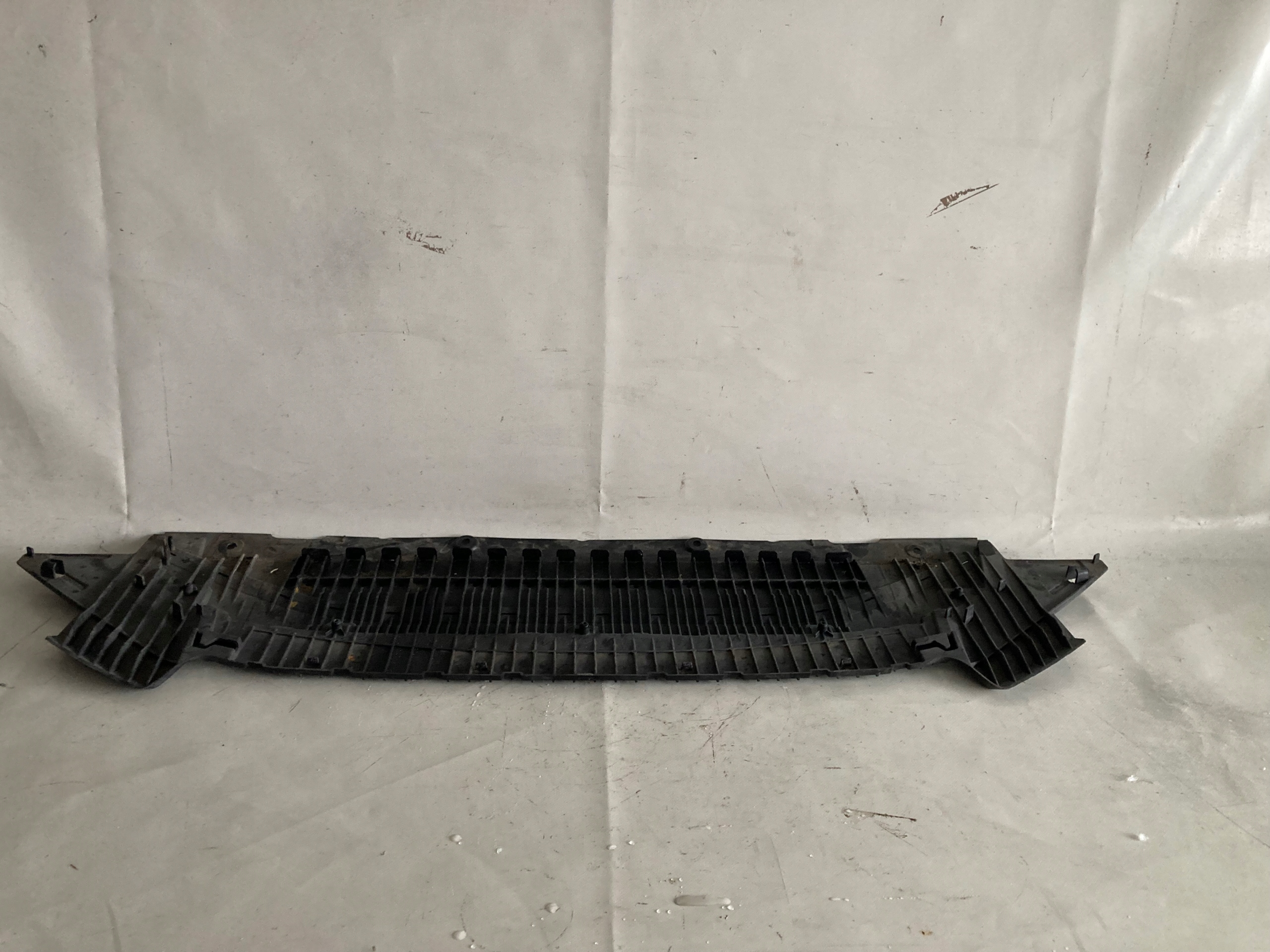 AUDI A6 C7 LIFT 4G0807611E 4G0 PŁYTA OSŁONA ZDERZAKA DÓŁ DOLNA POD ...