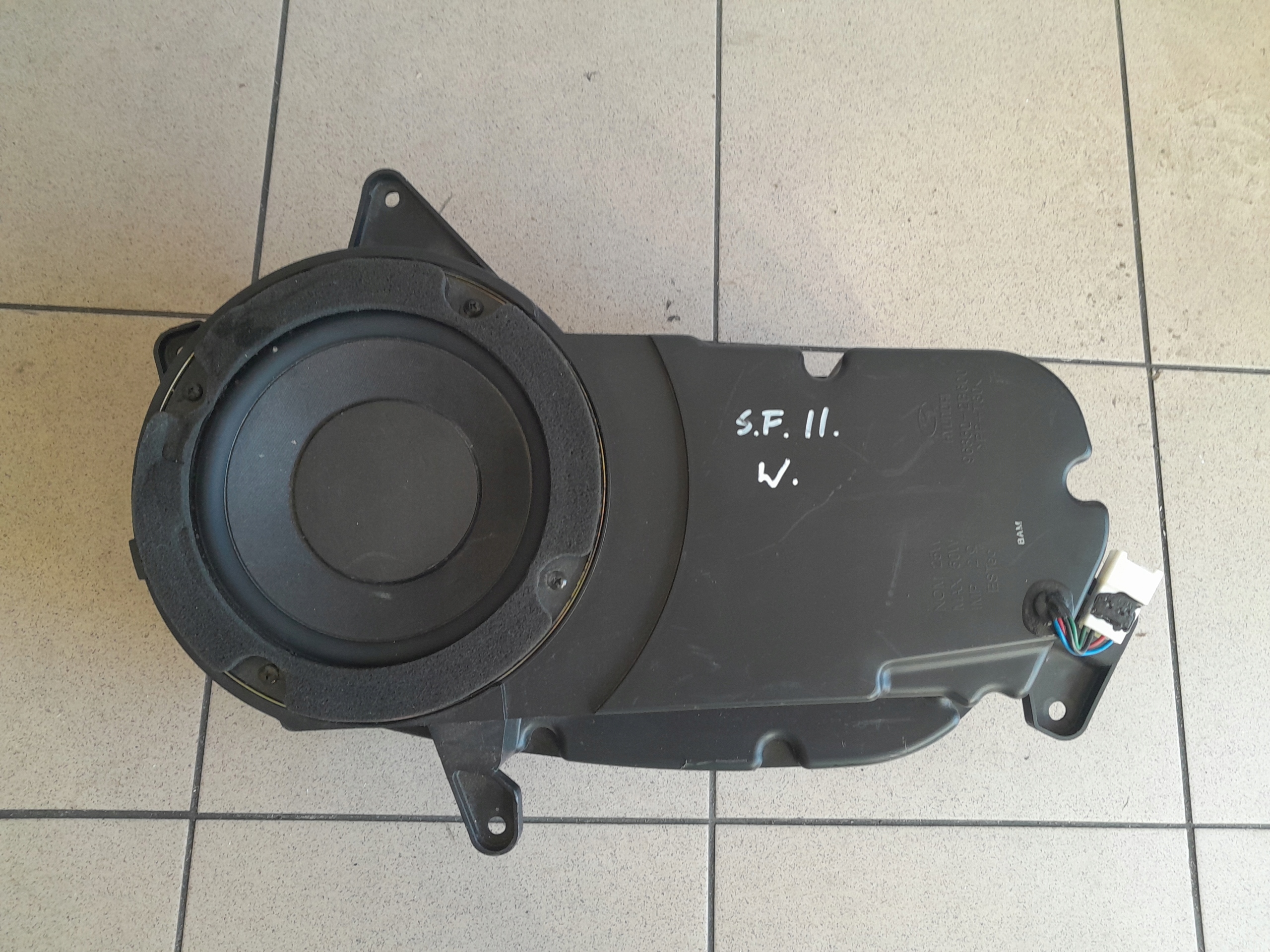 HYUNDAI SANTA FE II 2006-12R SUBUFER SUBWOOFER 96350-2B600 25W 50W ...