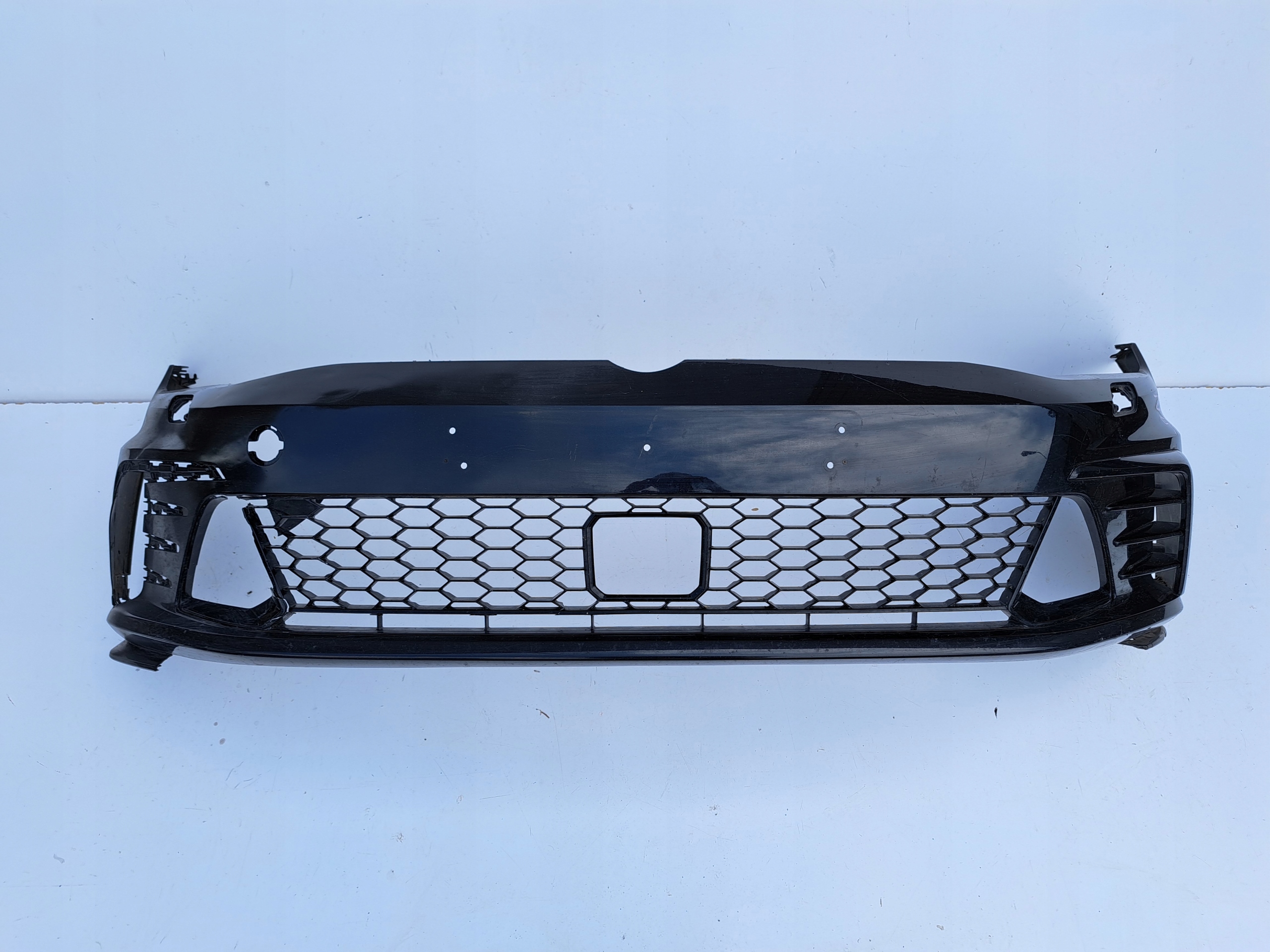 Zderzak przód VW GOlf VII 7 GTI Clubsport 5G0807217LA 5G0807217LP ... Zderzak przód VW GOlf VII 7 GTI Clubsport 5G0807217LA 5G0807217LP ...
