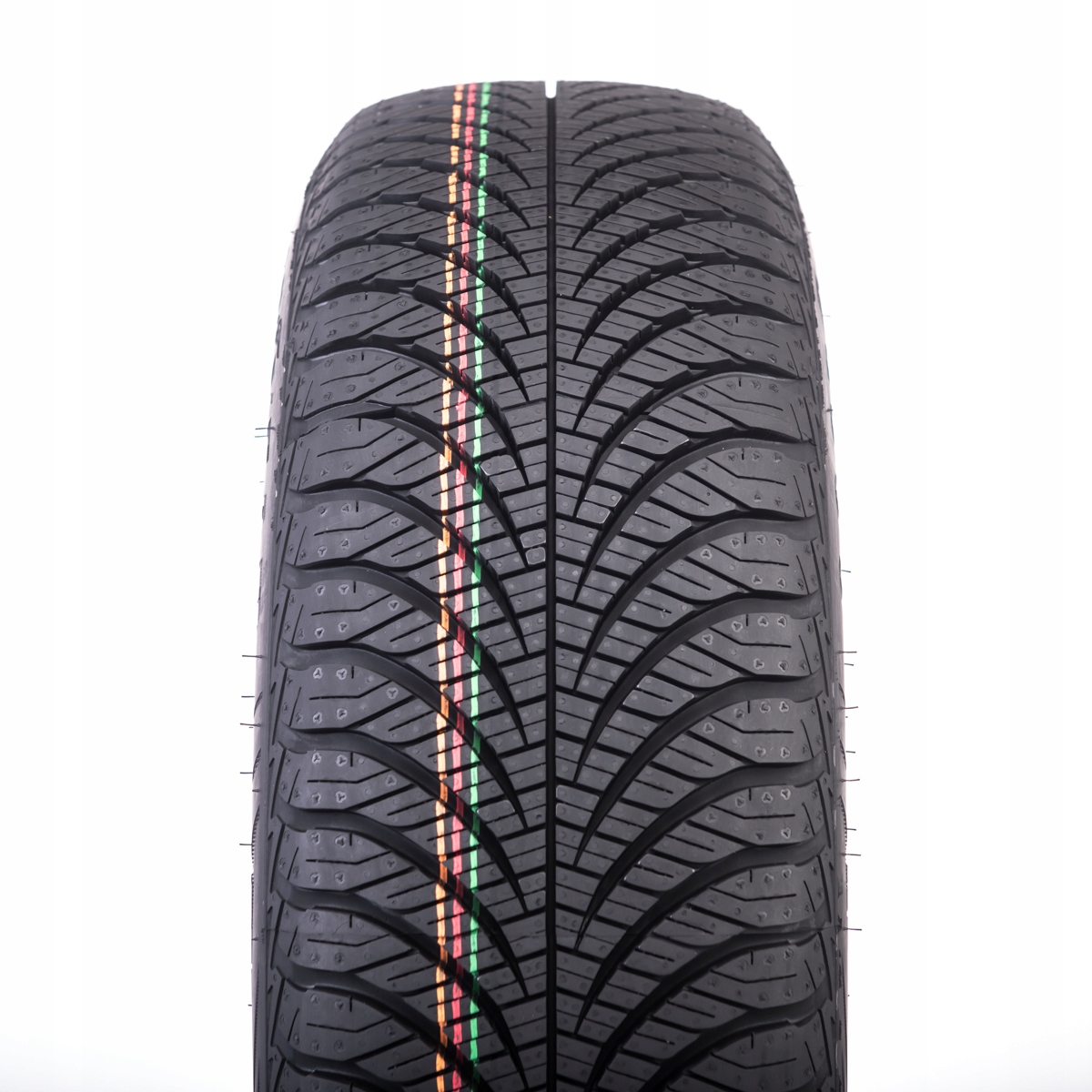 1x PNEUMATIKA 225/45R17 Goodyear VECTOR 4S G2 za 3651.00CZK - Allegro