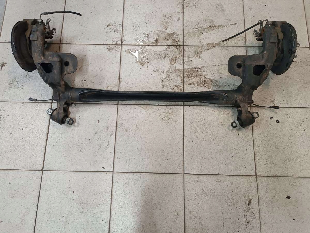 Belka zawieszenia tył Buick Encore Trax r2018 za 1600.00PLN z Wasilków ...