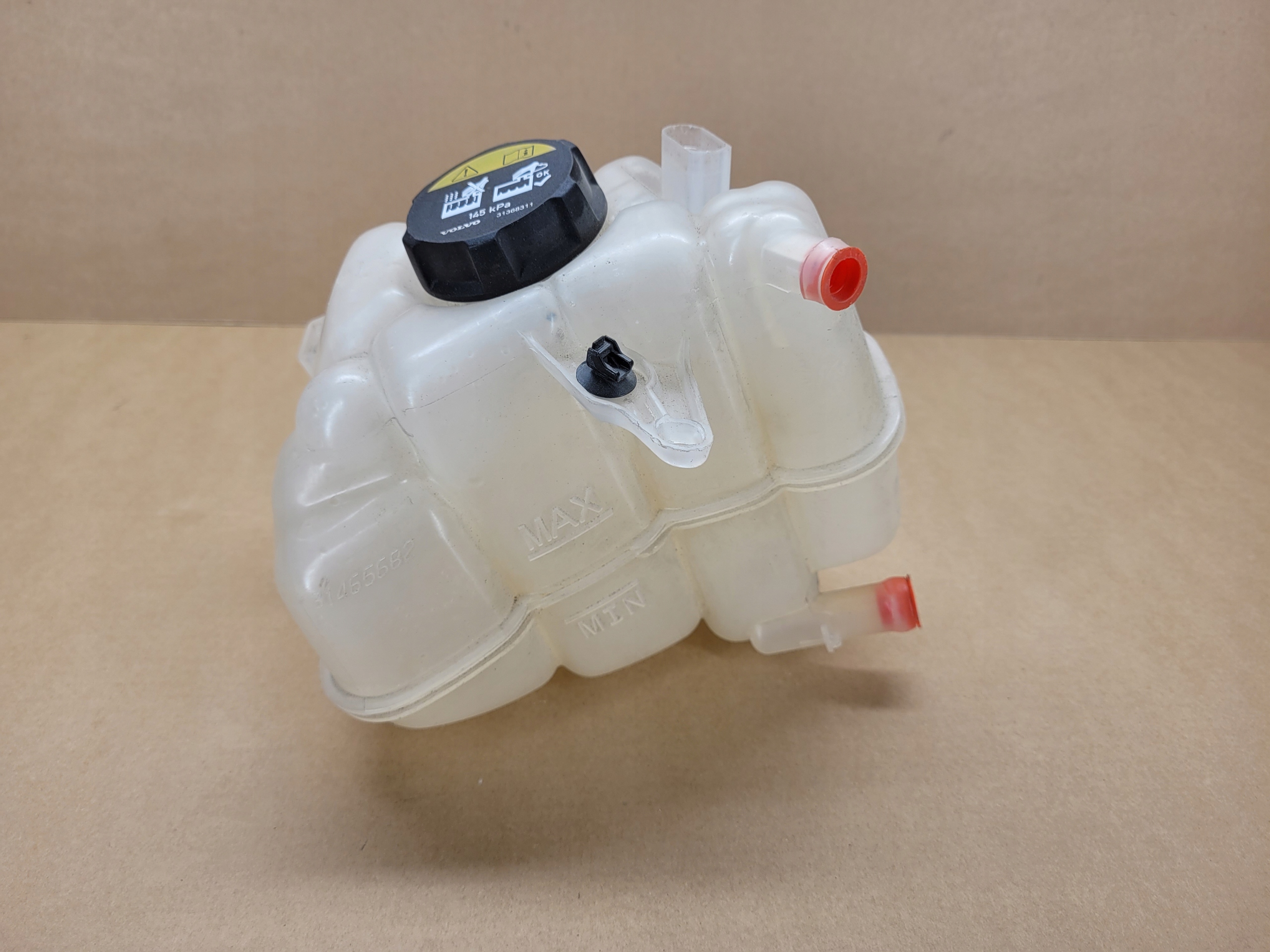 ZBIORNIK ZBIORNICZEK WYRÓWNAWCZY VOLVO XC60 II za 140.00PLN z WOJKOWICE ...