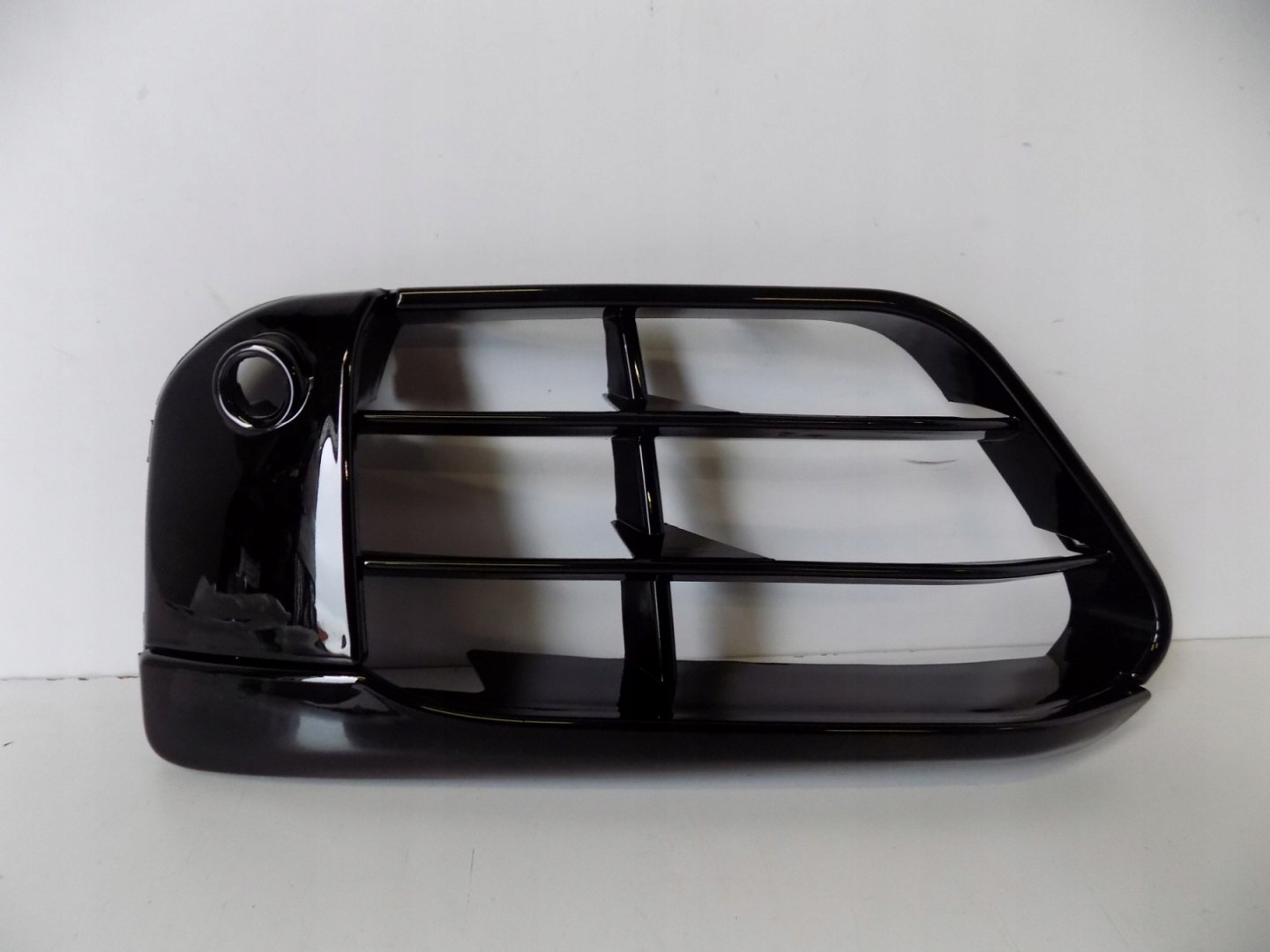 BMW X1 F48/F49 Kratka Zderzaka Lewa - 3926 za 90.00PLN z Prusice ...