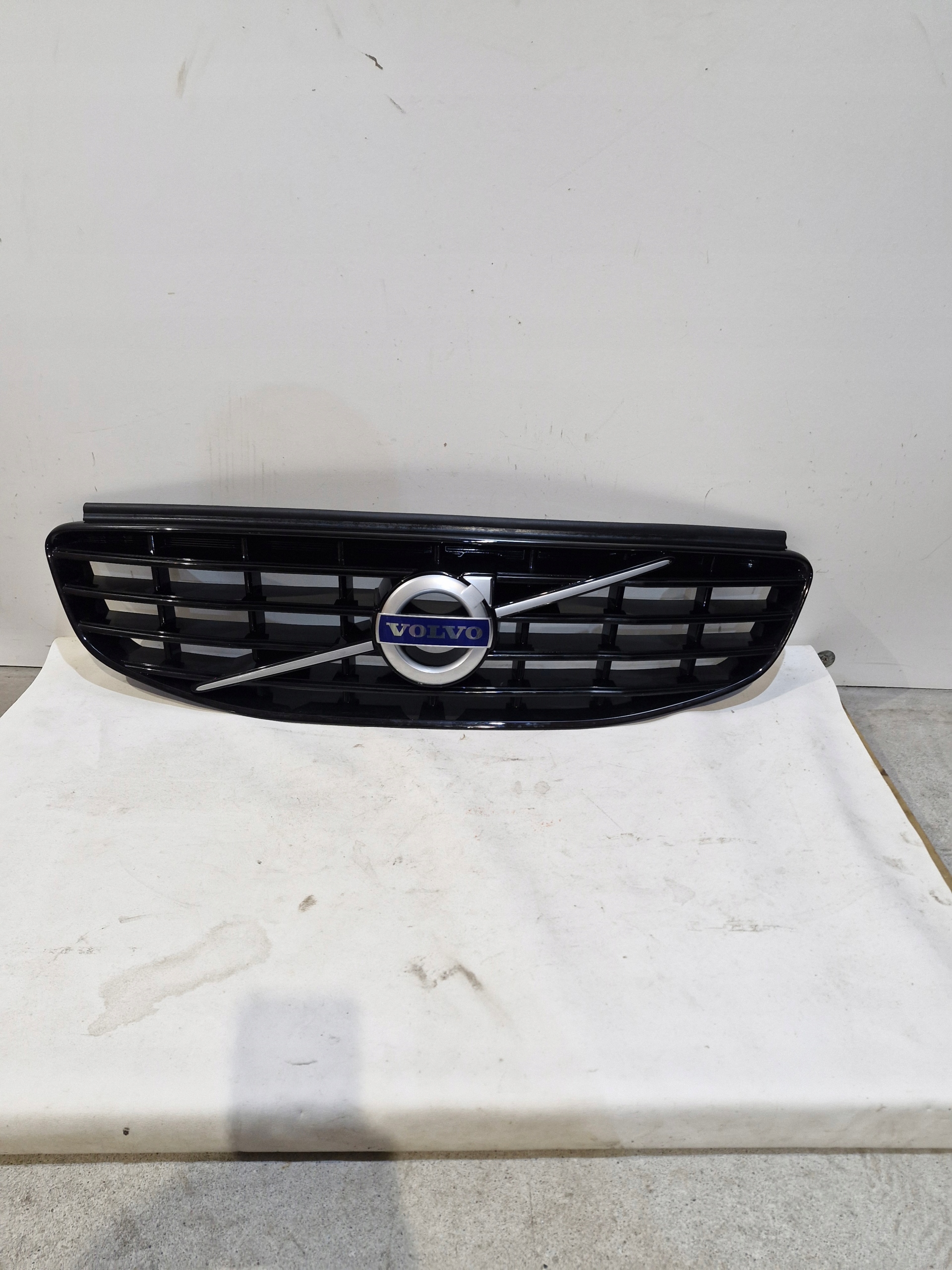 Volvo OE 31425885 kratka chłodnicy grill - porównaj ceny - Allegro.pl