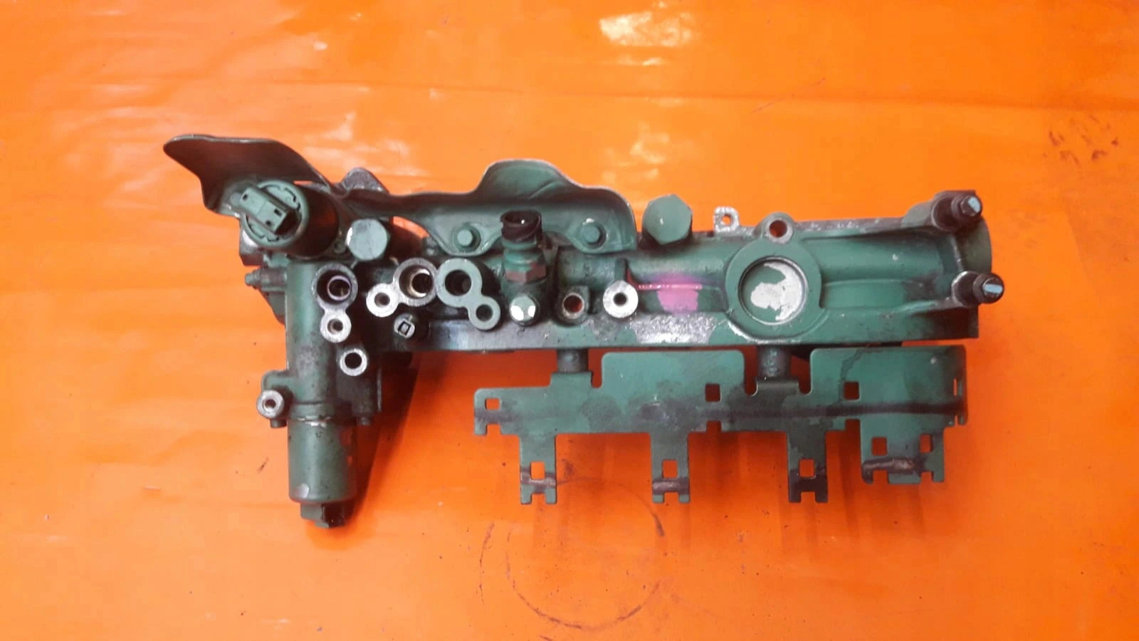 VOLVO FH4 БАЗА МАСЛЯНЫХ ФИЛЬТРОВ купити на Avtoex з Польщі в Україні ...