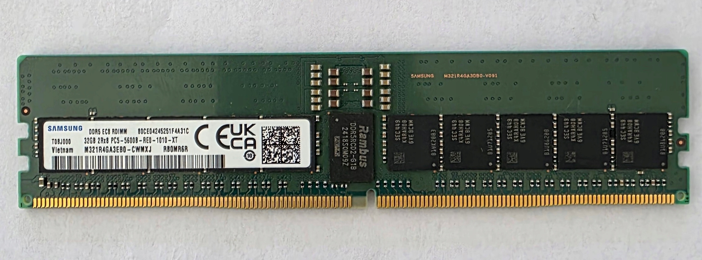 Memória RAM Samsung 32GB PC5-44800 DDR5 RDIMM ECC 5600MHz M321R4GA3EB0-CWM za 59240.00HUF-ért ...