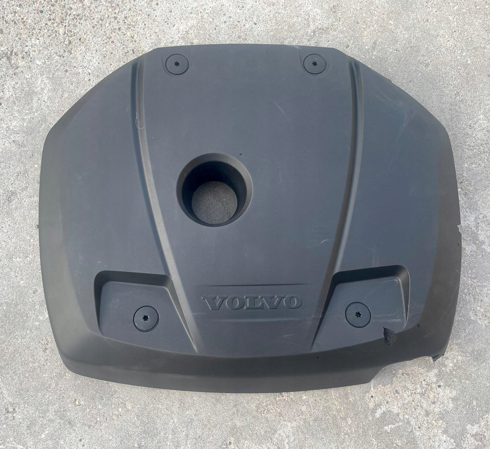 Volvo XC90 II XC60 górna pokrywa osłona silnika 31657647 2.0 S60 III ...