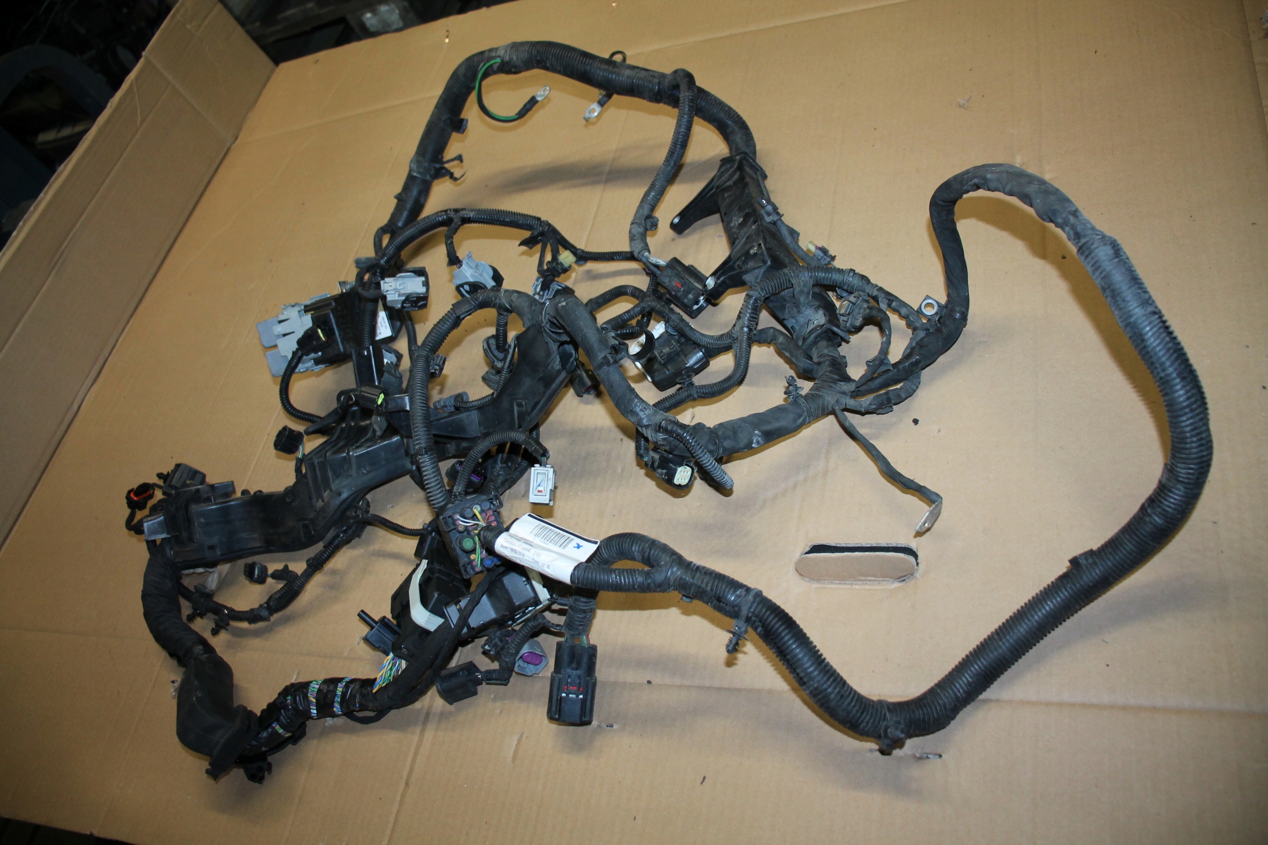 VOLVO V70 S80 XC70 V60 S60 XC60 WIĄZKA INSTALACJA SILNIKA 31433028-008 ...