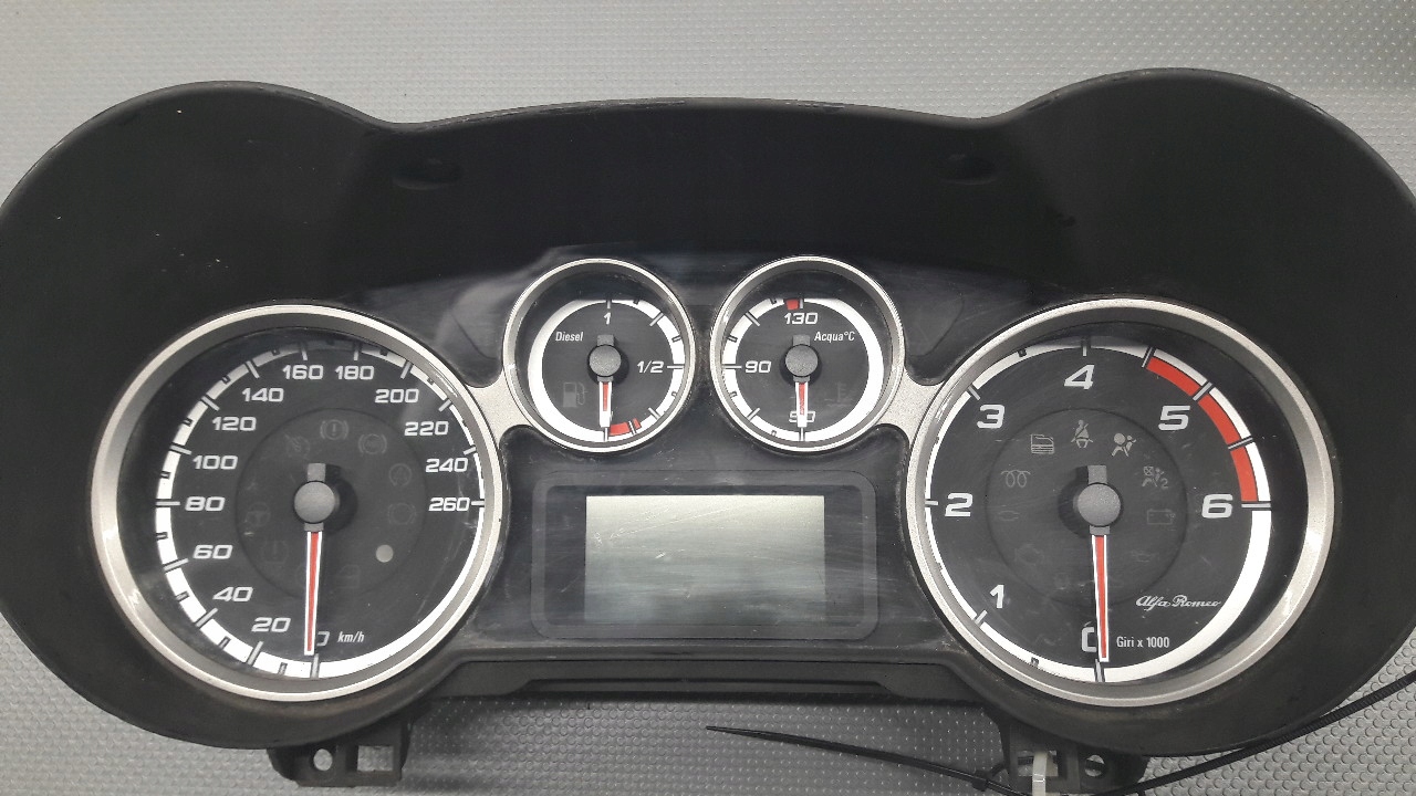 50517154 LICZNIK ZEGAR ALFA ROMEO MITO DIESEL za 98.00PLN z Bogatynia ...