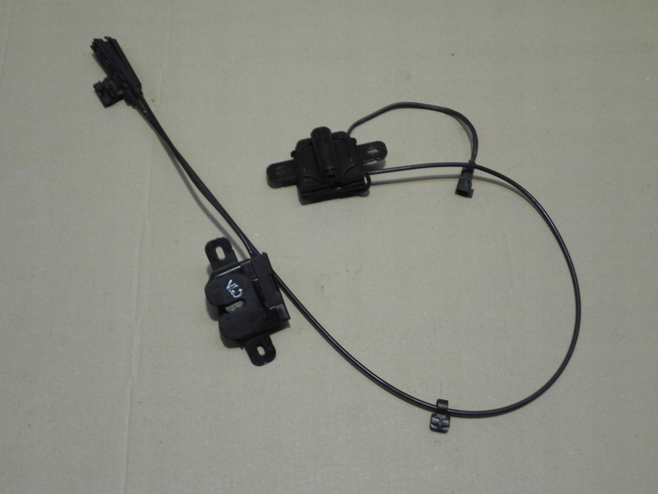 VOLVO V60 S60 I II ZAMKI MASKI LINKA ZAMEK KPL 31299861 31371016 ...