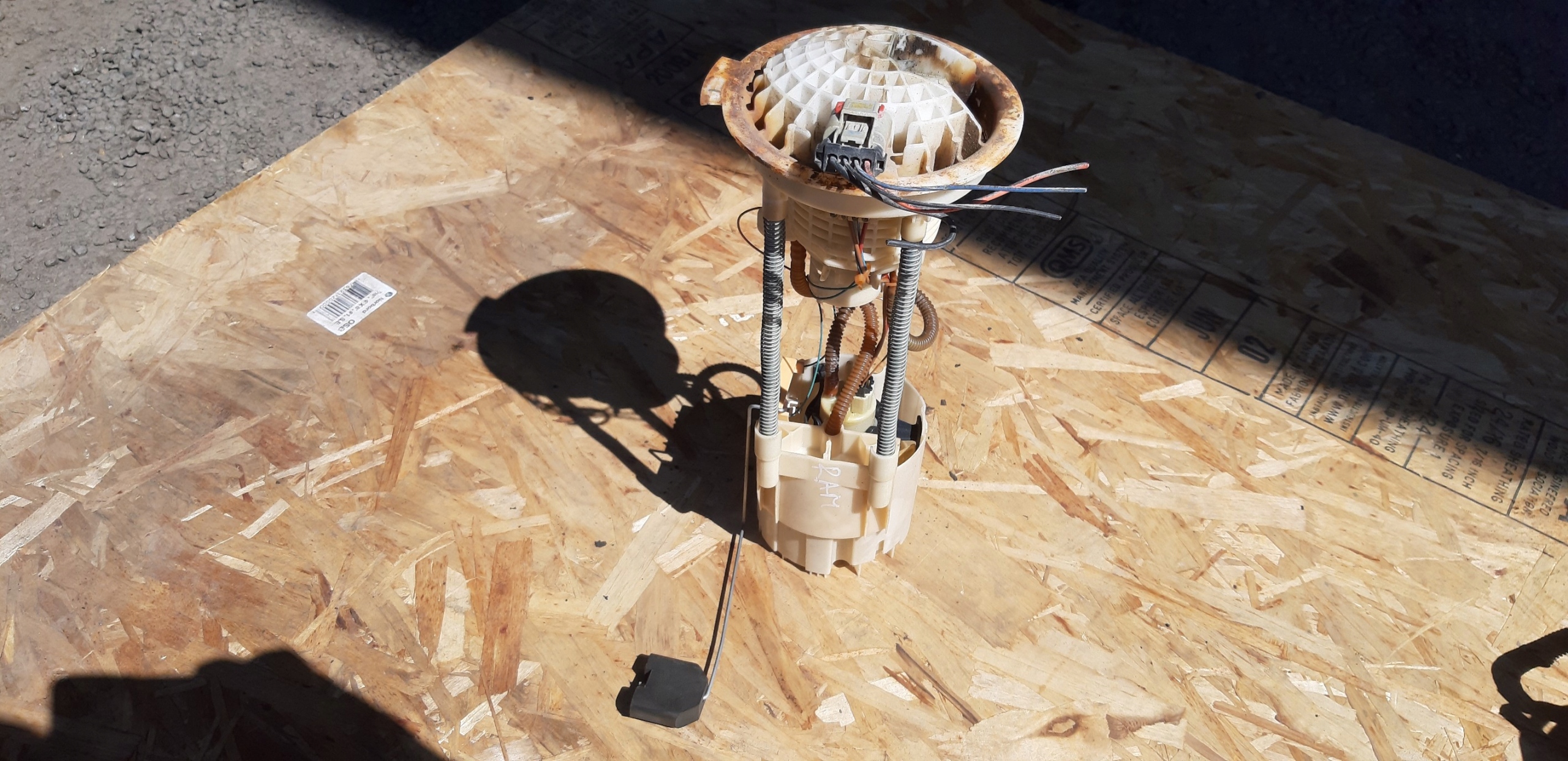 POMPA PALIWA DODGE RAM 02-08r ORYGINAŁ 5.7 hemi - porównaj ceny ...